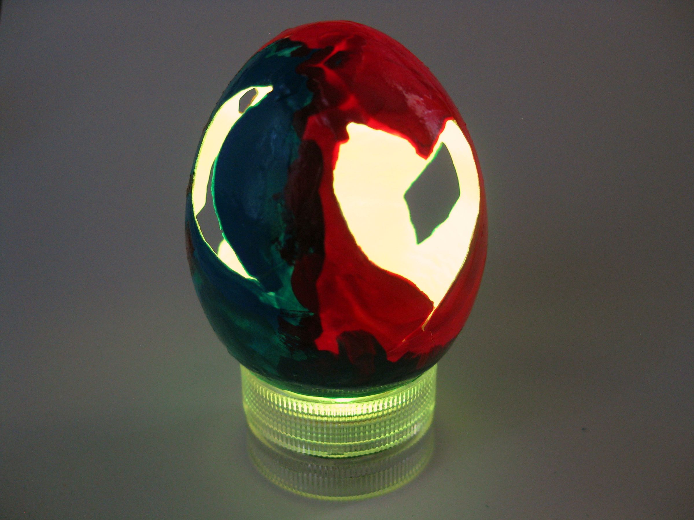 Etched Eggshell Votive Shadow Lamp : 7 Steps - Instructables