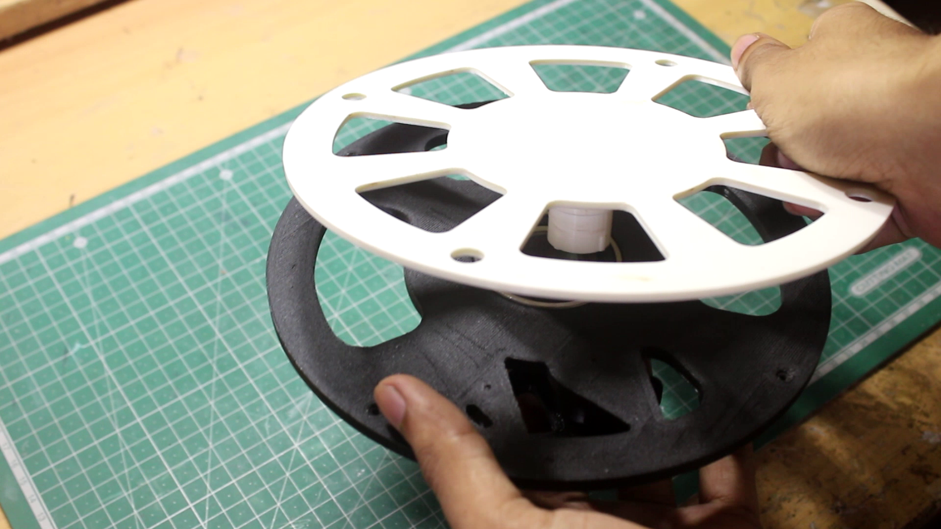 Electronic Turntable With Perfectly Over Engineered Design : 26 Steps ...