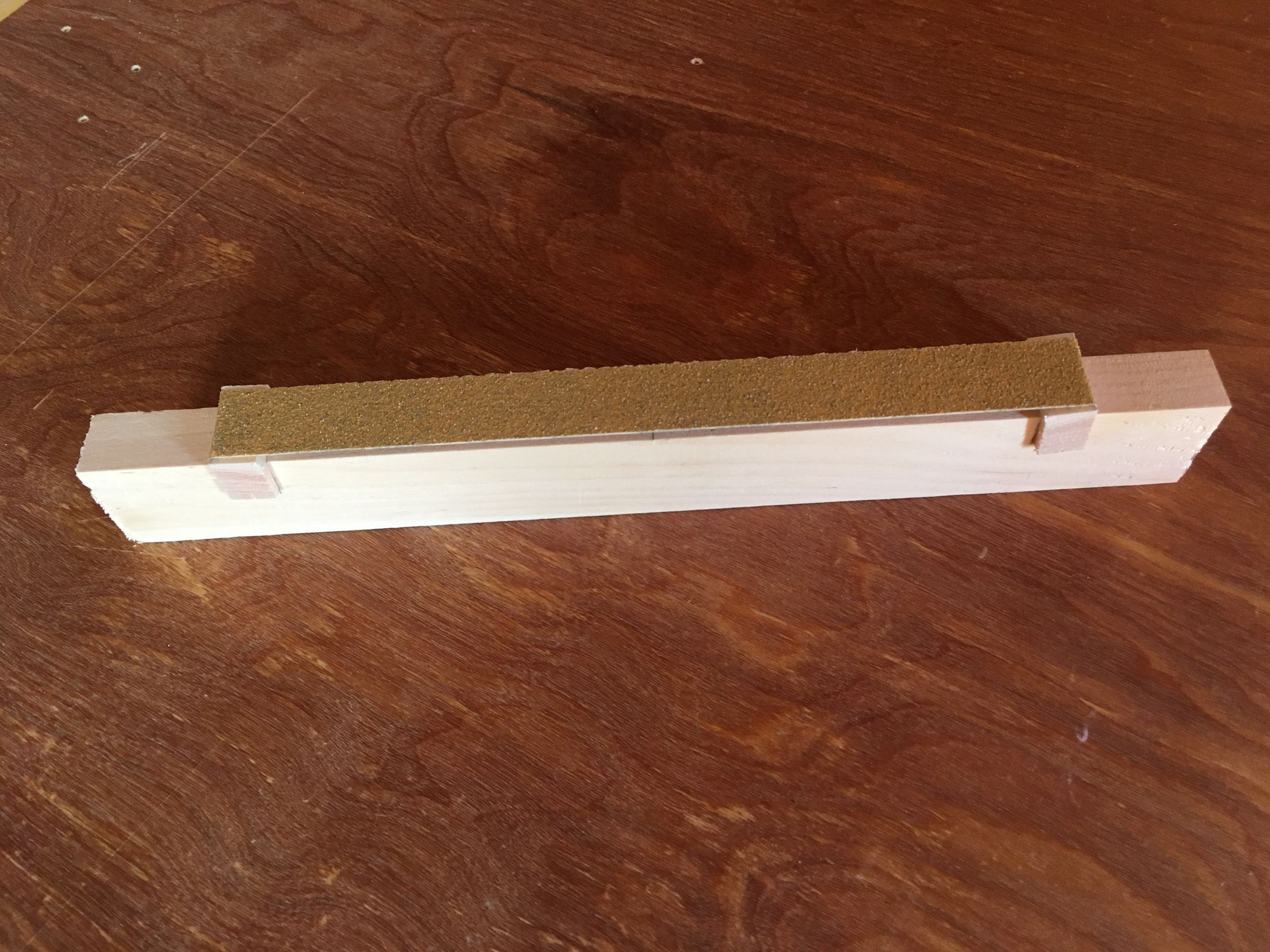 How to Make a Sanding Bow : 6 Steps (with Pictures) - Instructables