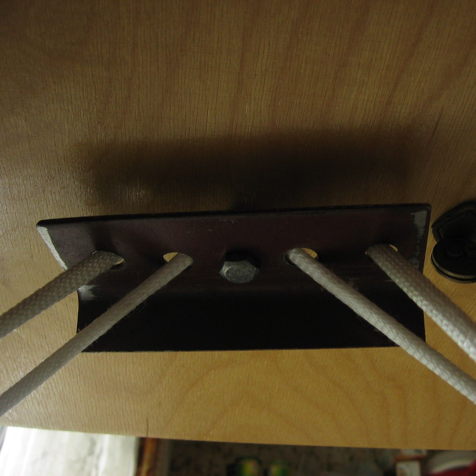Wall Mount for CRT Monitor - Instructables
