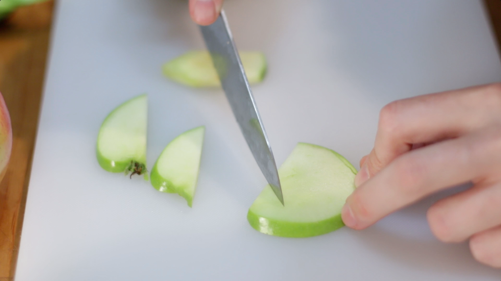 Edible Apple Swan : 9 Steps (with Pictures) - Instructables
