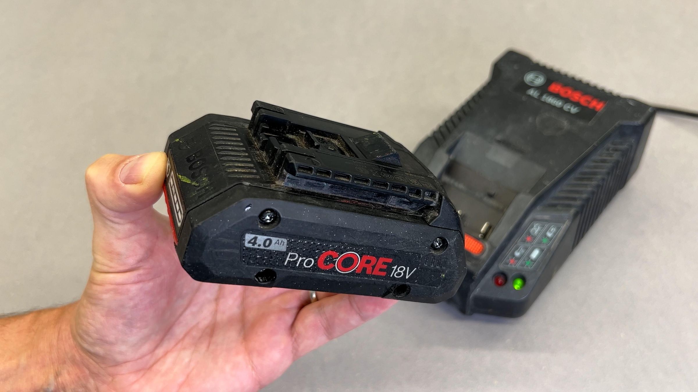 Faulty Bosch 18V ProCore Battery - Issues, Diagnose & Repair : 15 Steps ...