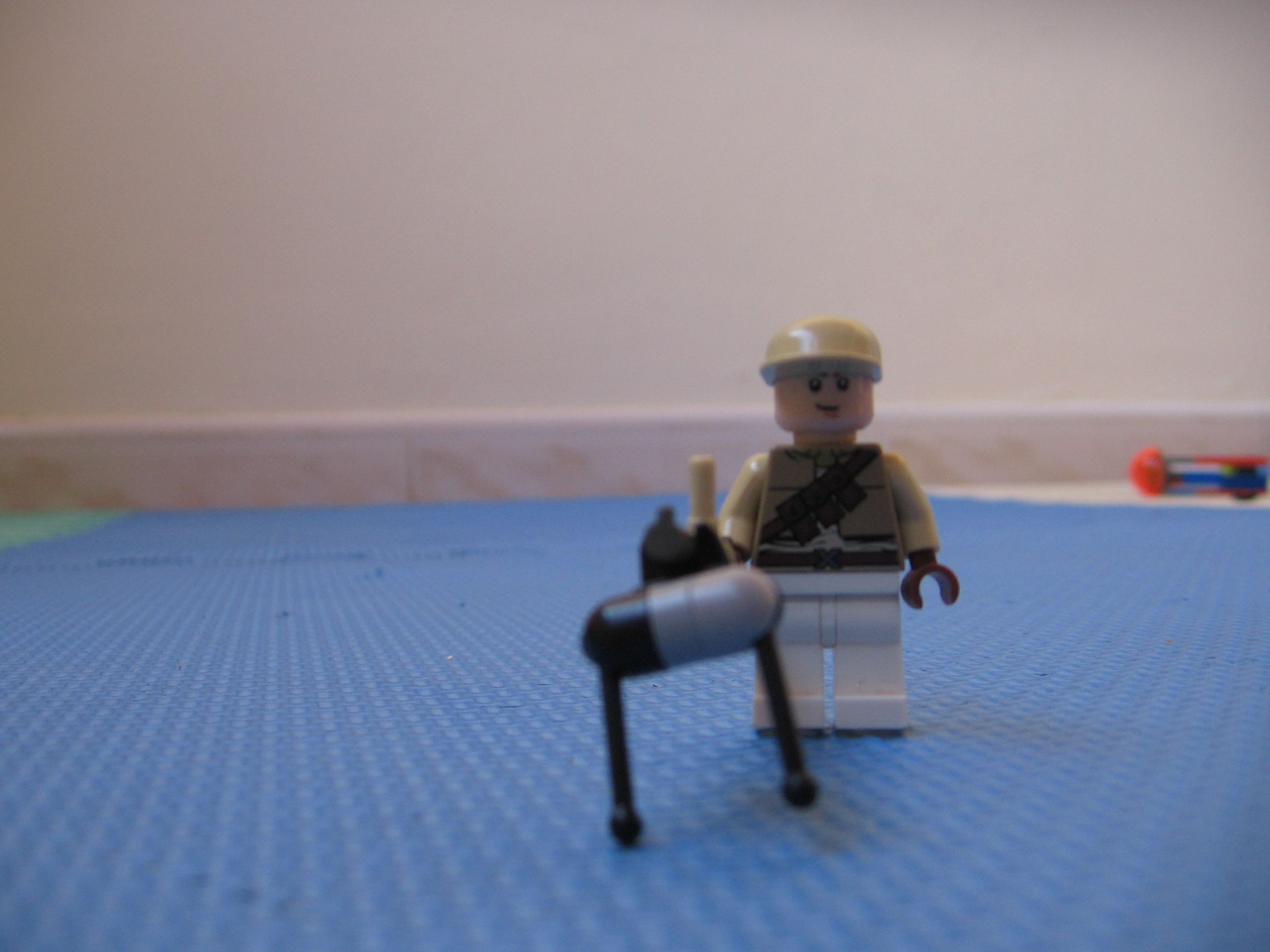 Lego WW2 Soldier With Bren Machine Gun : 3 Steps - Instructables
