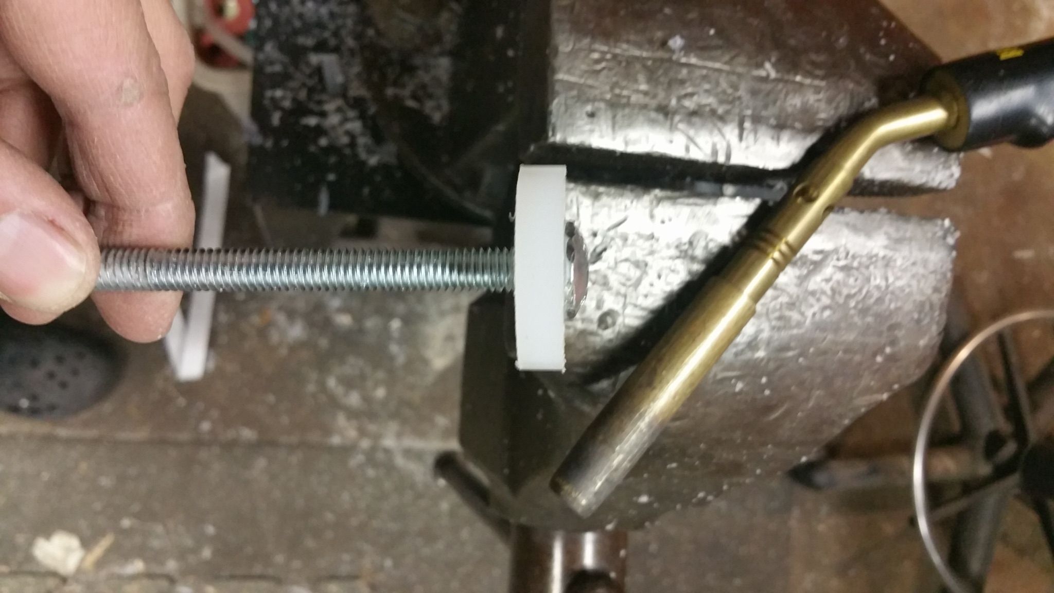 Plastic Vise From 2 IKEA Cutting Boards : 10 Steps (with Pictures ...