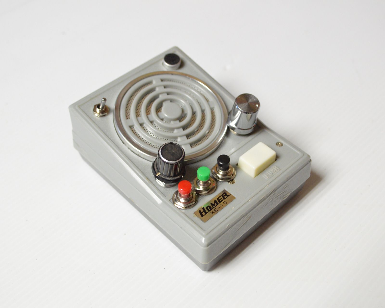 Sound Bending Machine - Intro to Circuit Bending : 9 Steps (with Pictures) - Instructables