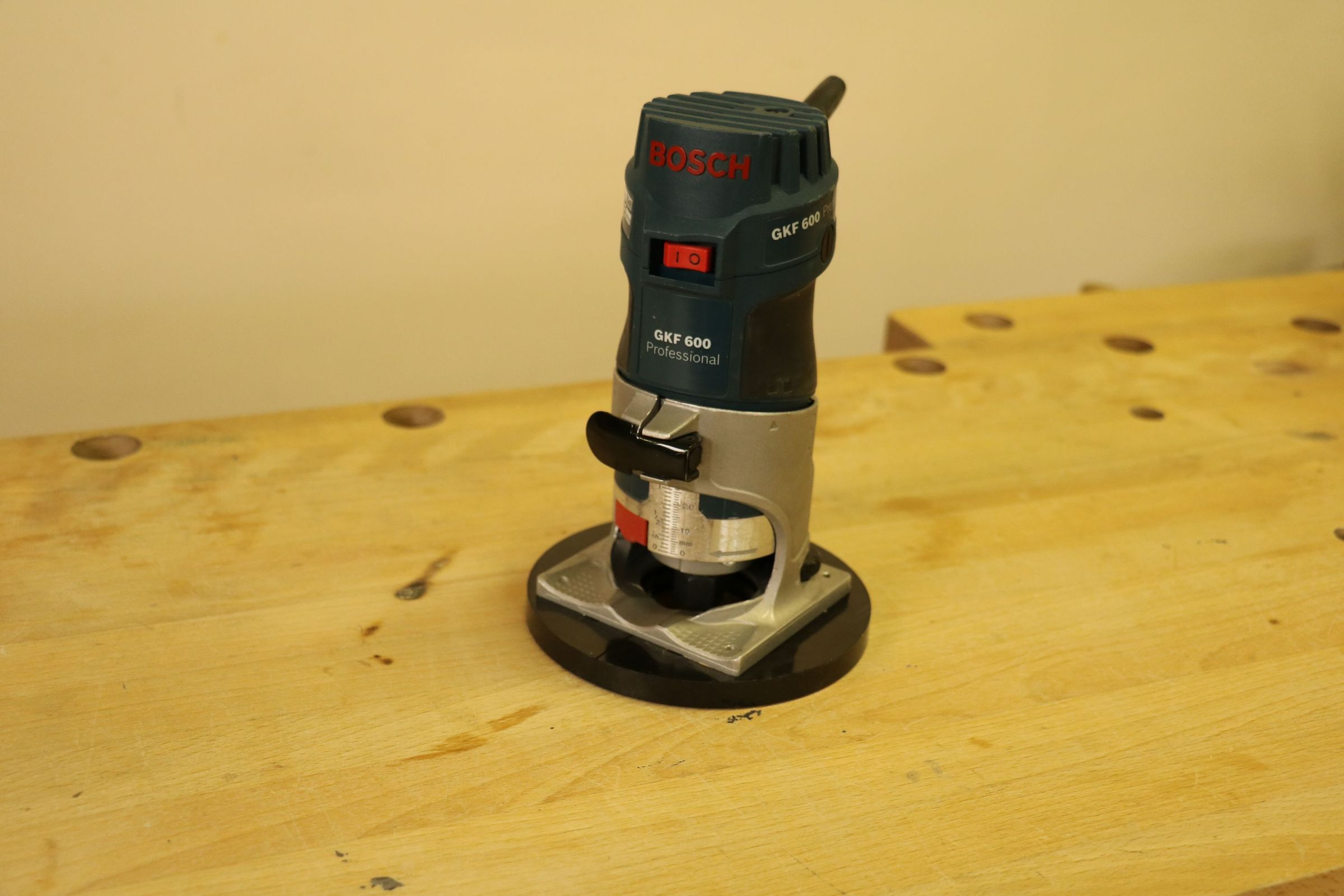 Easy Modular Magnetic Desk Lamp : 18 Steps (with Pictures) - Instructables