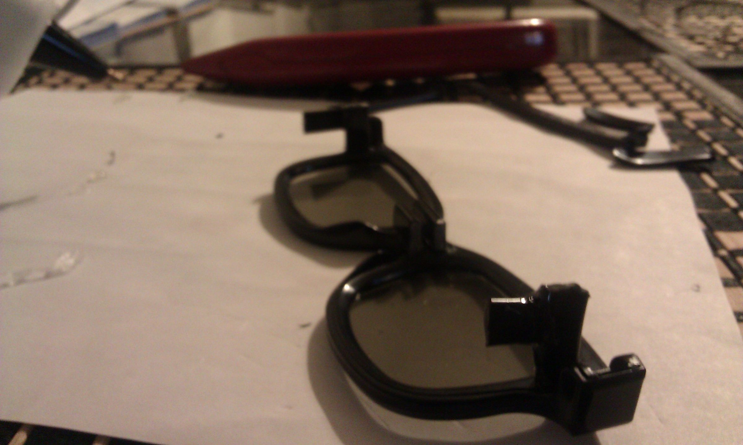 Clip on 3D Glasses, Green Solution for Nearsighted 3D Movie Enthuseists ...