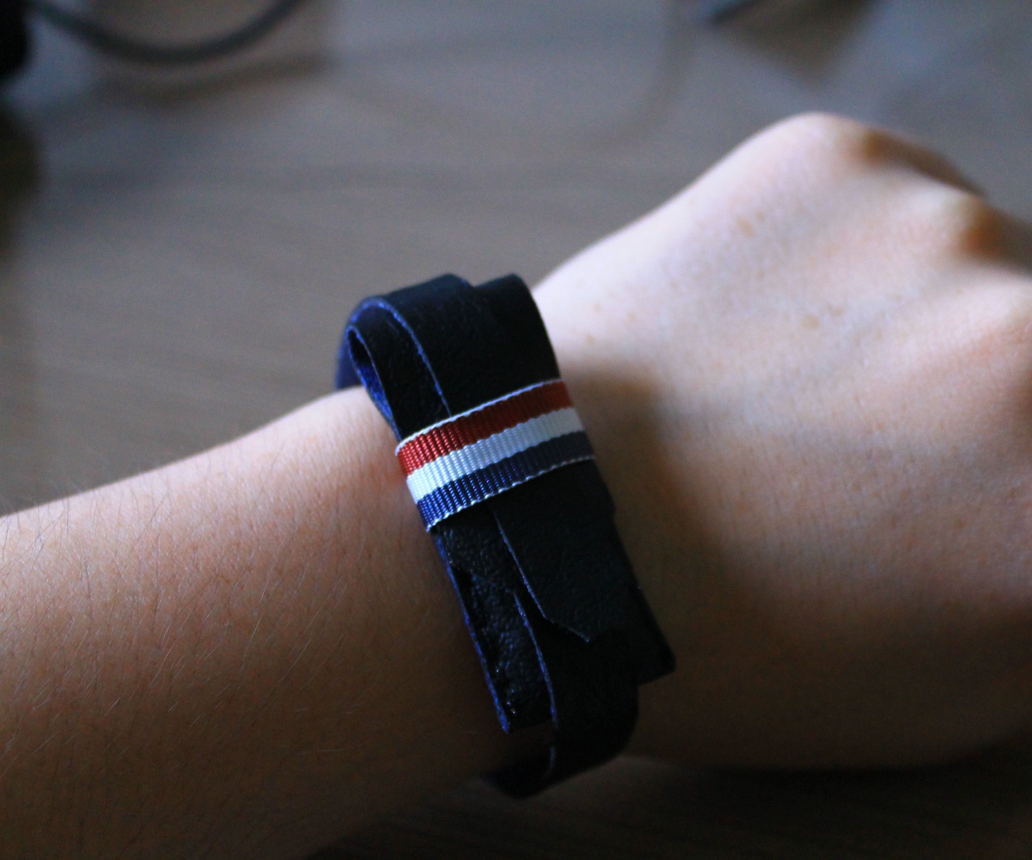 Classic Usb Bracelet : 5 Steps - Instructables