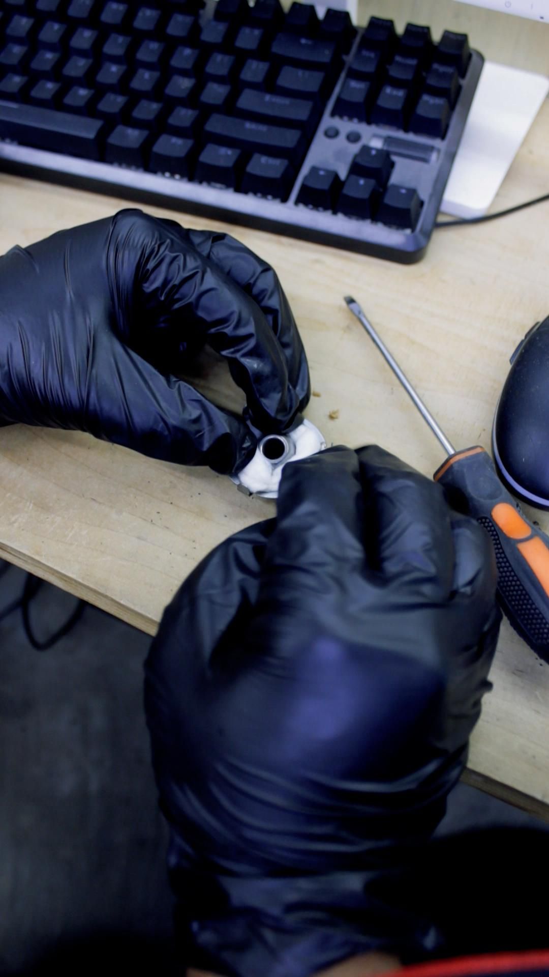 How to Fix a Broken Electric Fan: Motor Humming Sound | Rotor Not ...