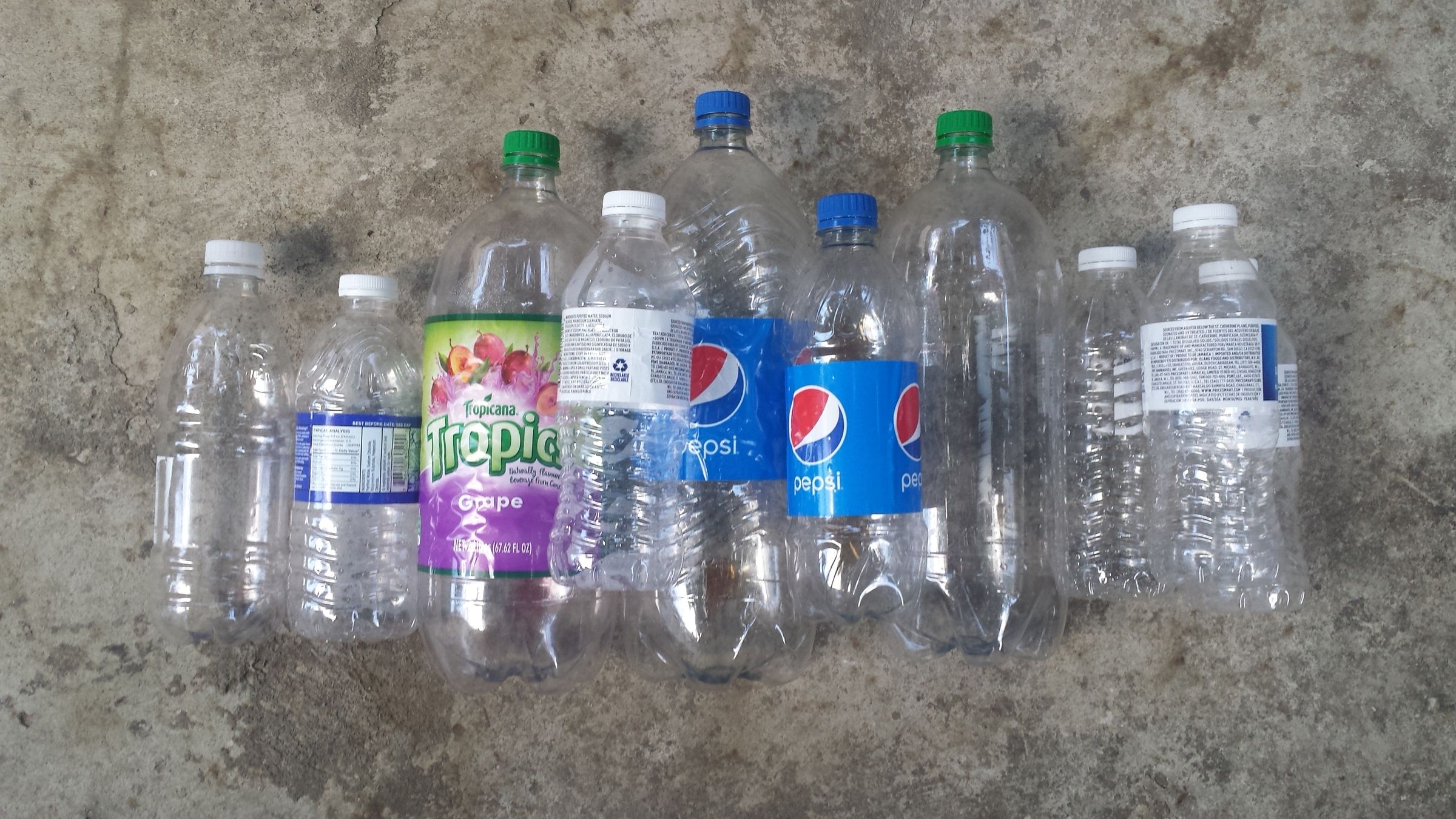 Plastic Bottle Chain : 4 Steps (with Pictures) - Instructables