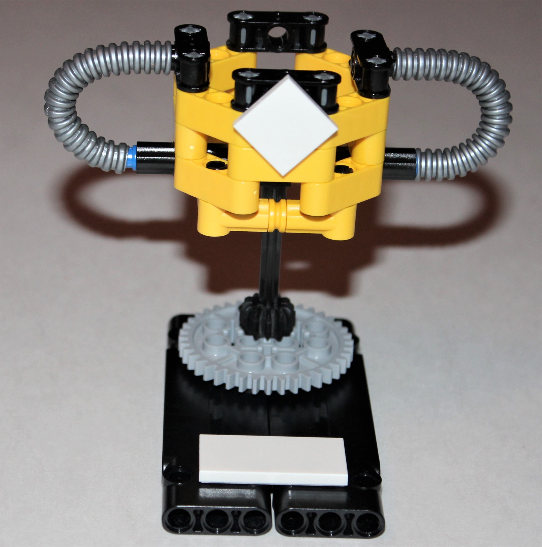 Mini First Lego League Trophy : 14 Steps - Instructables