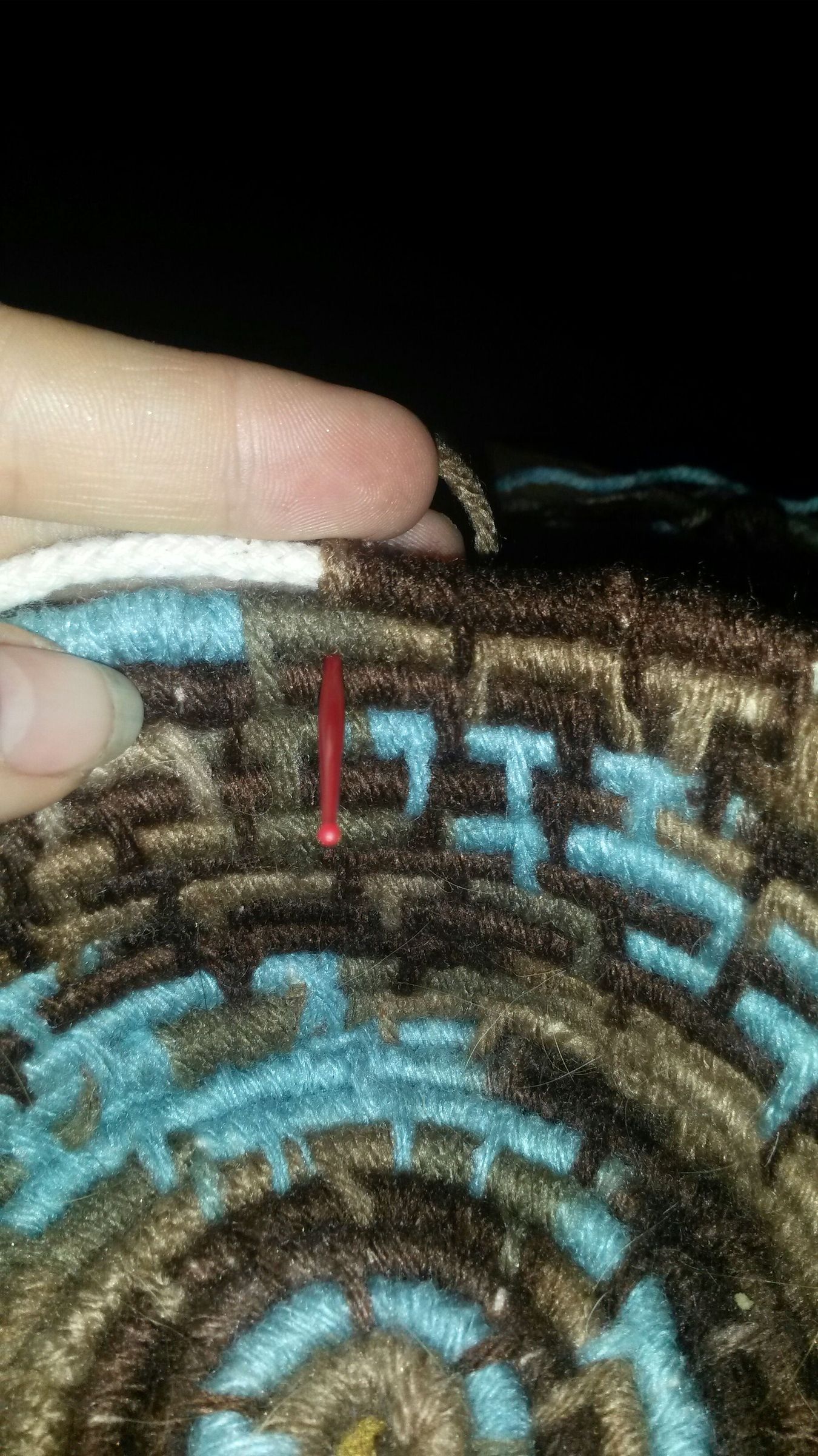 Weaving a Yarn Basket : 8 Steps (with Pictures) - Instructables