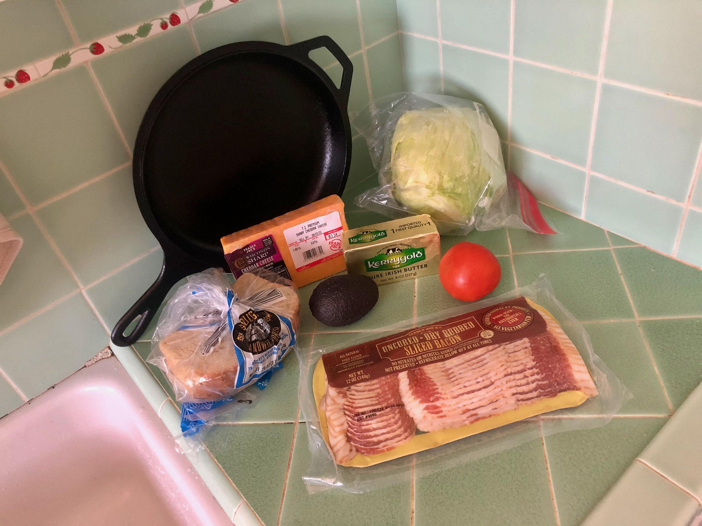 Extra Bacon-y BLT With Avocado & Fried Egg : 6 Steps (with Pictures ...