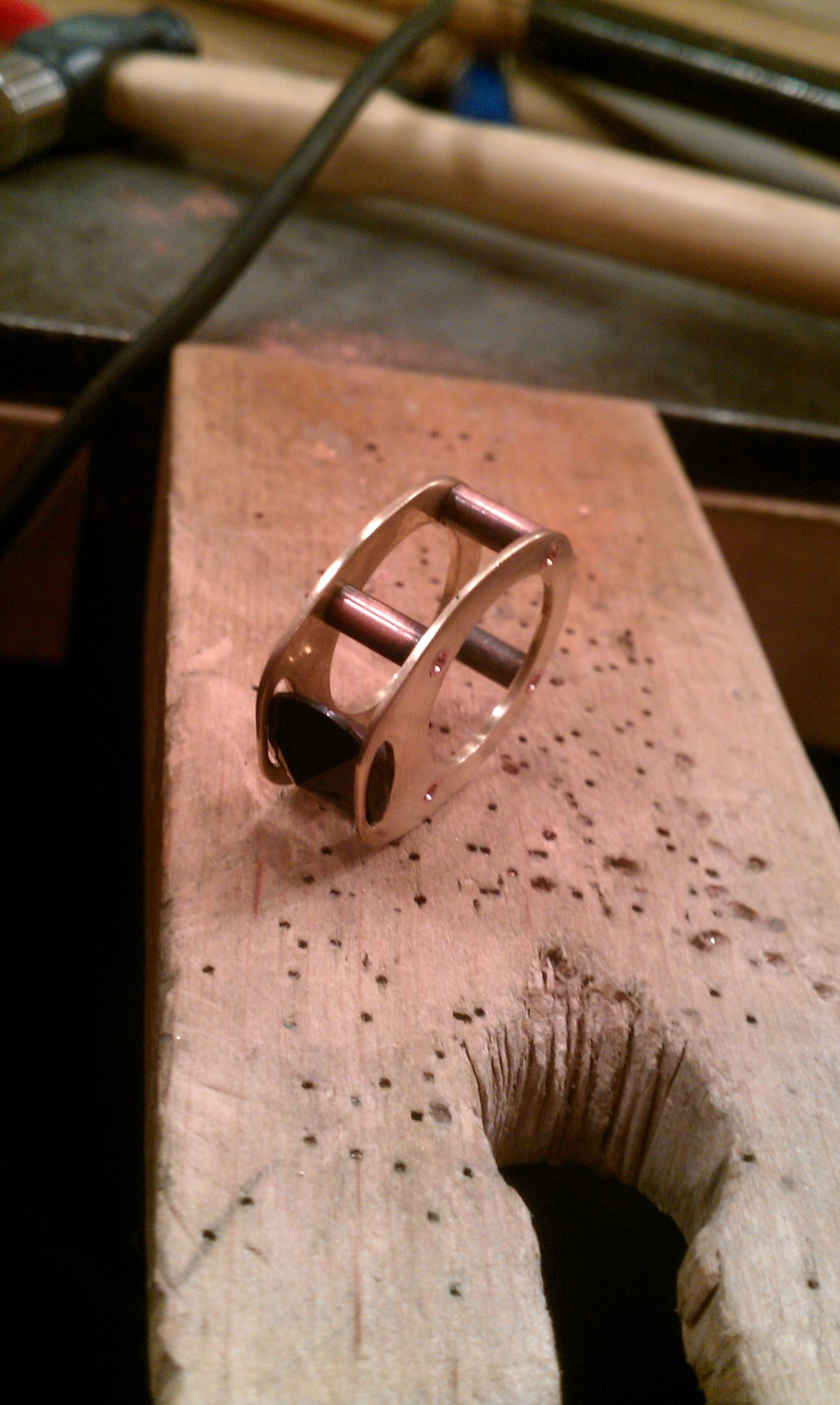 Simple Riveted Stone-trapping Ring : 6 Steps (with Pictures ...