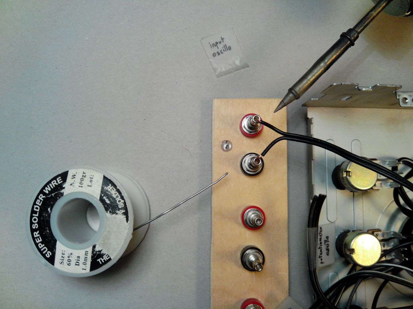 OscilloPhone: Use Your Smartphone As an Oscilloscope / Signal Generator ...