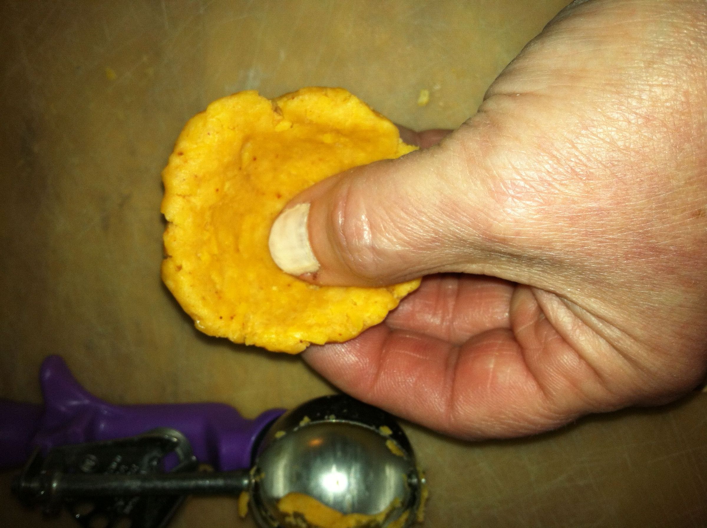 Football Poppers and Super Bowls! : 7 Steps (with Pictures) - Instructables