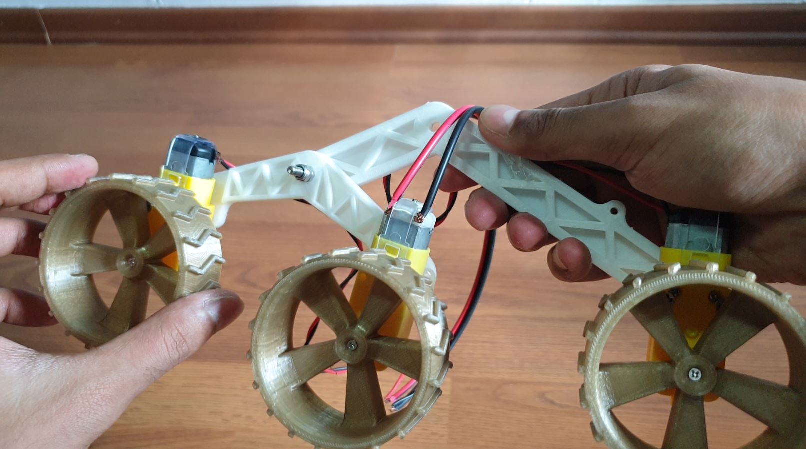 IOT Lunar Rover Raspberrypi+Arduino : 5 Steps (with Pictures ...