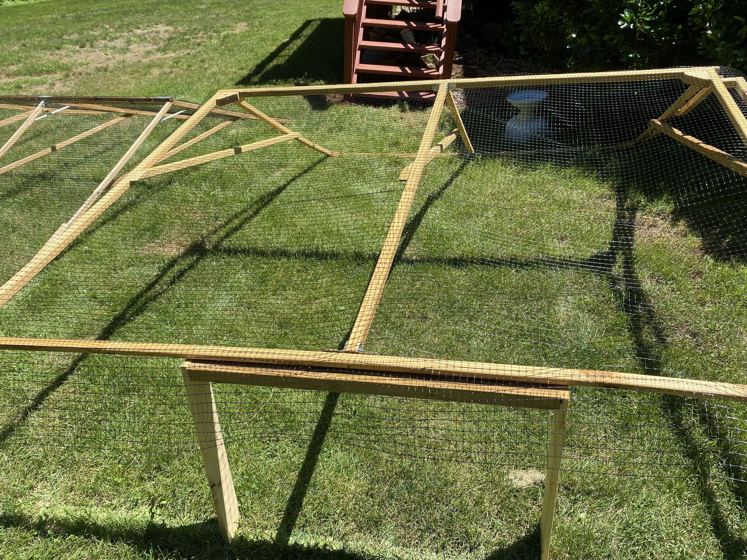 Protected Garden Enclosure 2.0 : 7 Steps (with Pictures) - Instructables