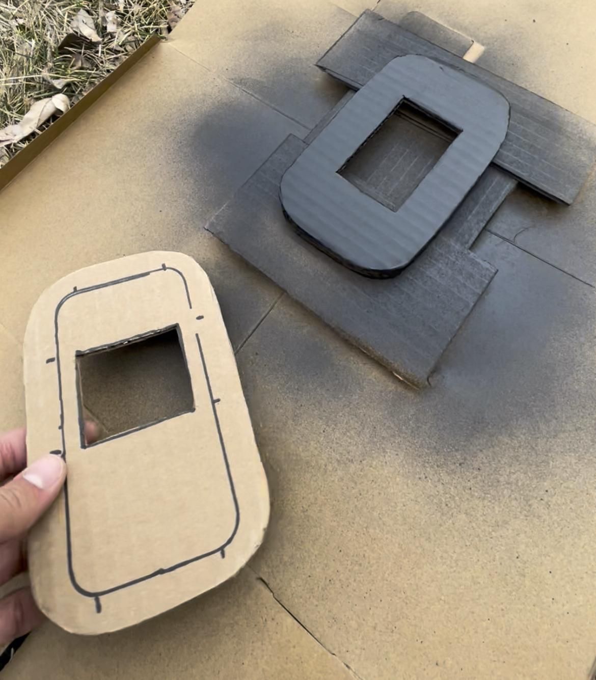 Upcycling Old Smartphones Into Physical Widgets for Skiing: Cardboard ...
