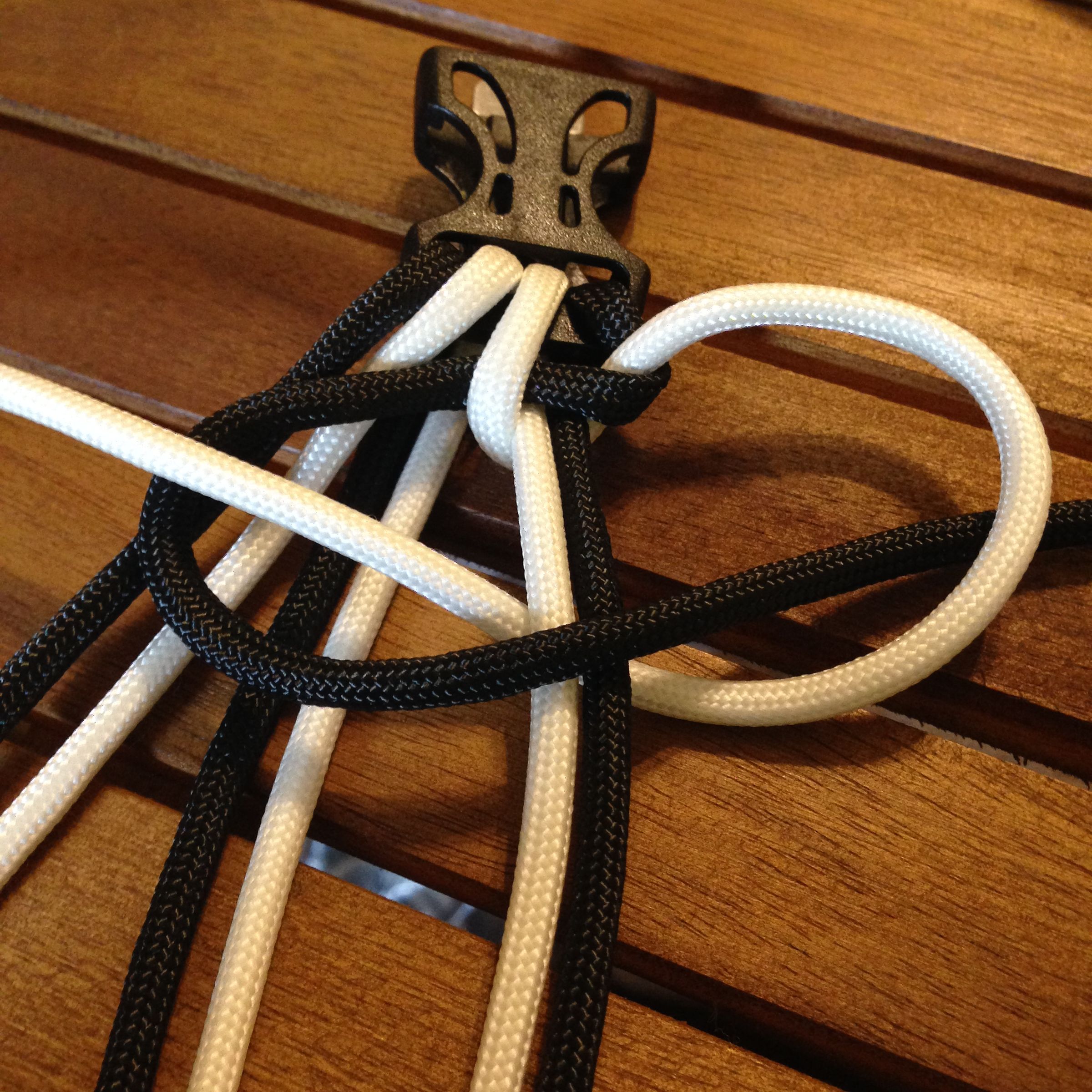 Paracord Bracelet With Fire Starter Buckle : 5 Steps (with Pictures ...