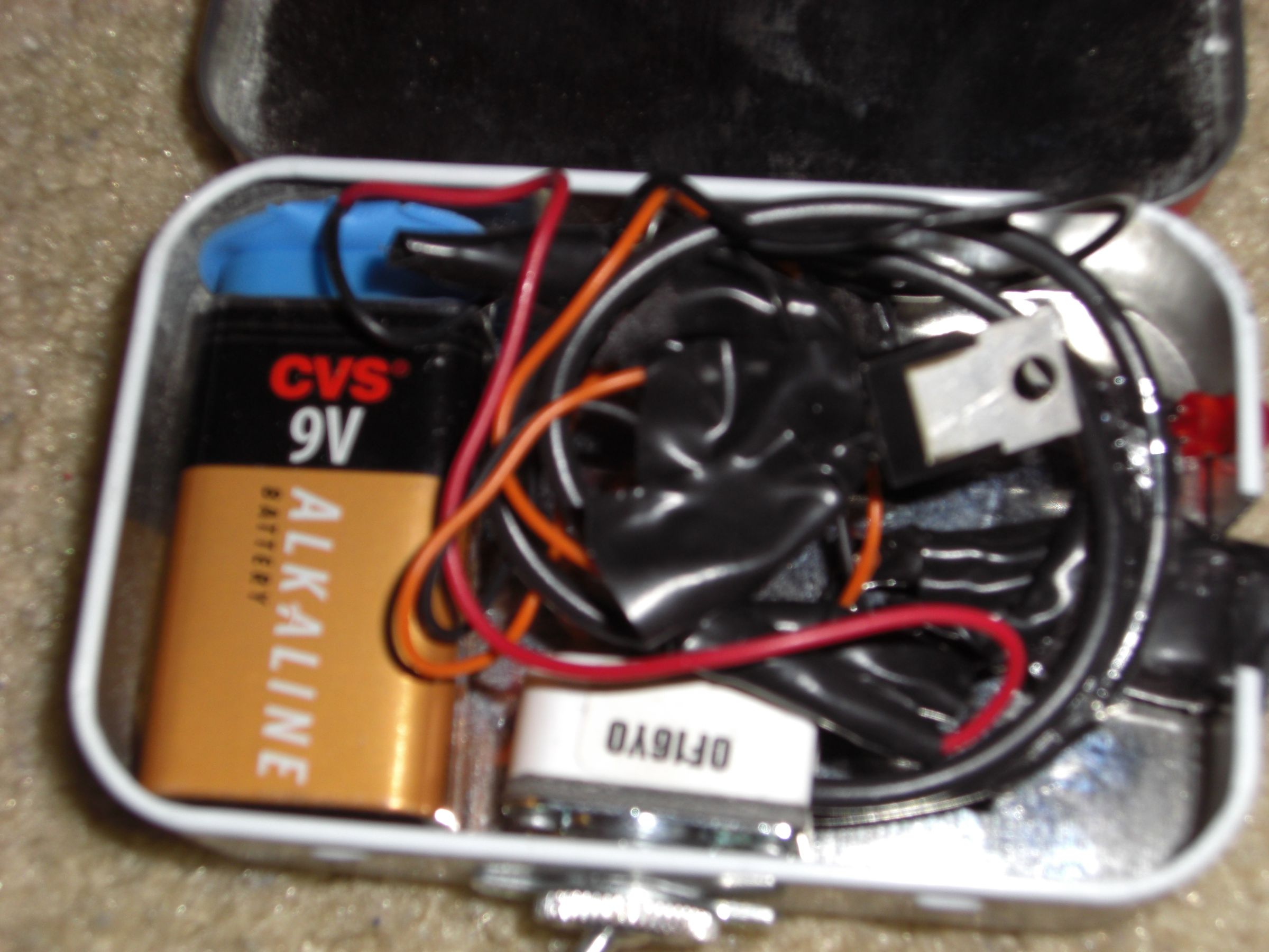 Another Altoids Ipod Charger : 5 Steps - Instructables