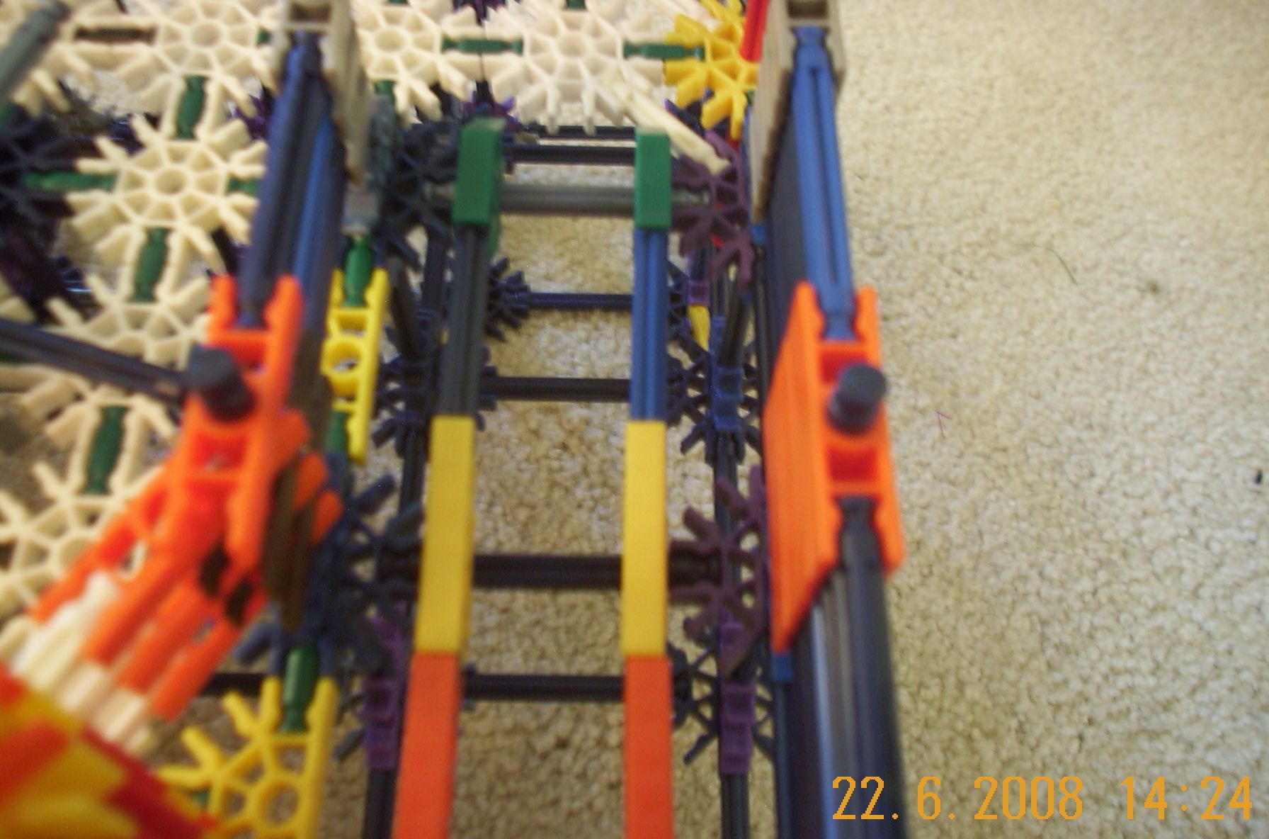 K'NEX Pinball Machine! : 6 Steps - Instructables