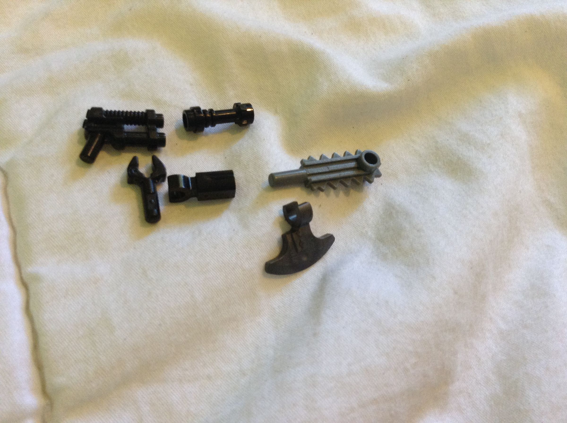 3 Cool Lego Weapons : 3 Steps - Instructables