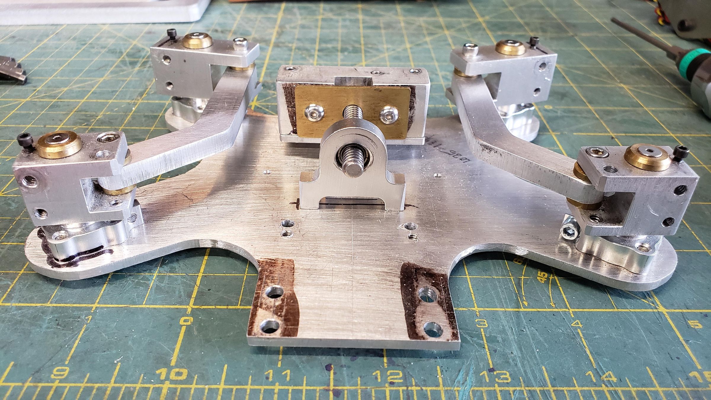 Animatronic Cosplay Wing Mechanics : 8 Steps (with Pictures ...