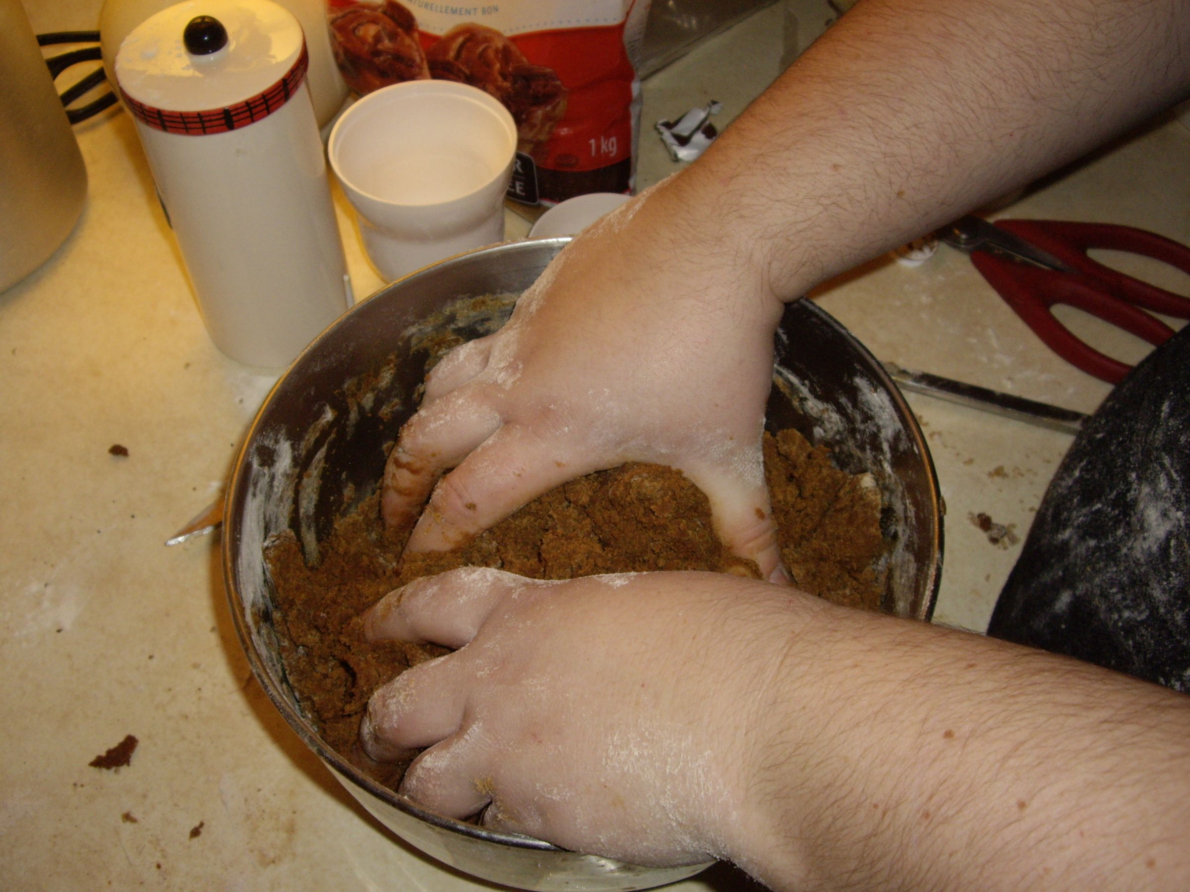 Edible Gingerbread Cuckoo Clock With Internal Gears : 9 Steps (with ...