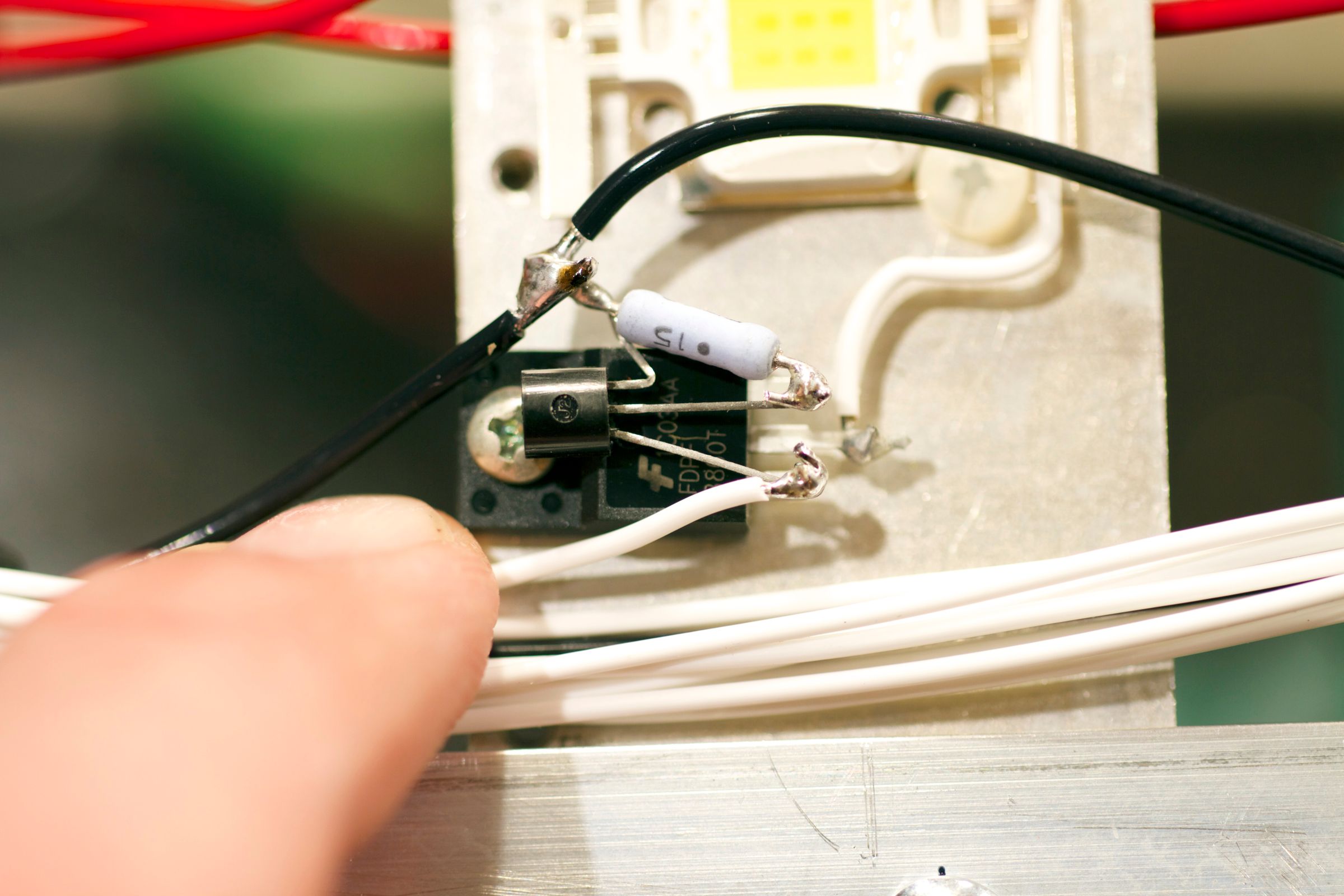 Build the Ultimate Larson Scanner! : 6 Steps (with Pictures ...