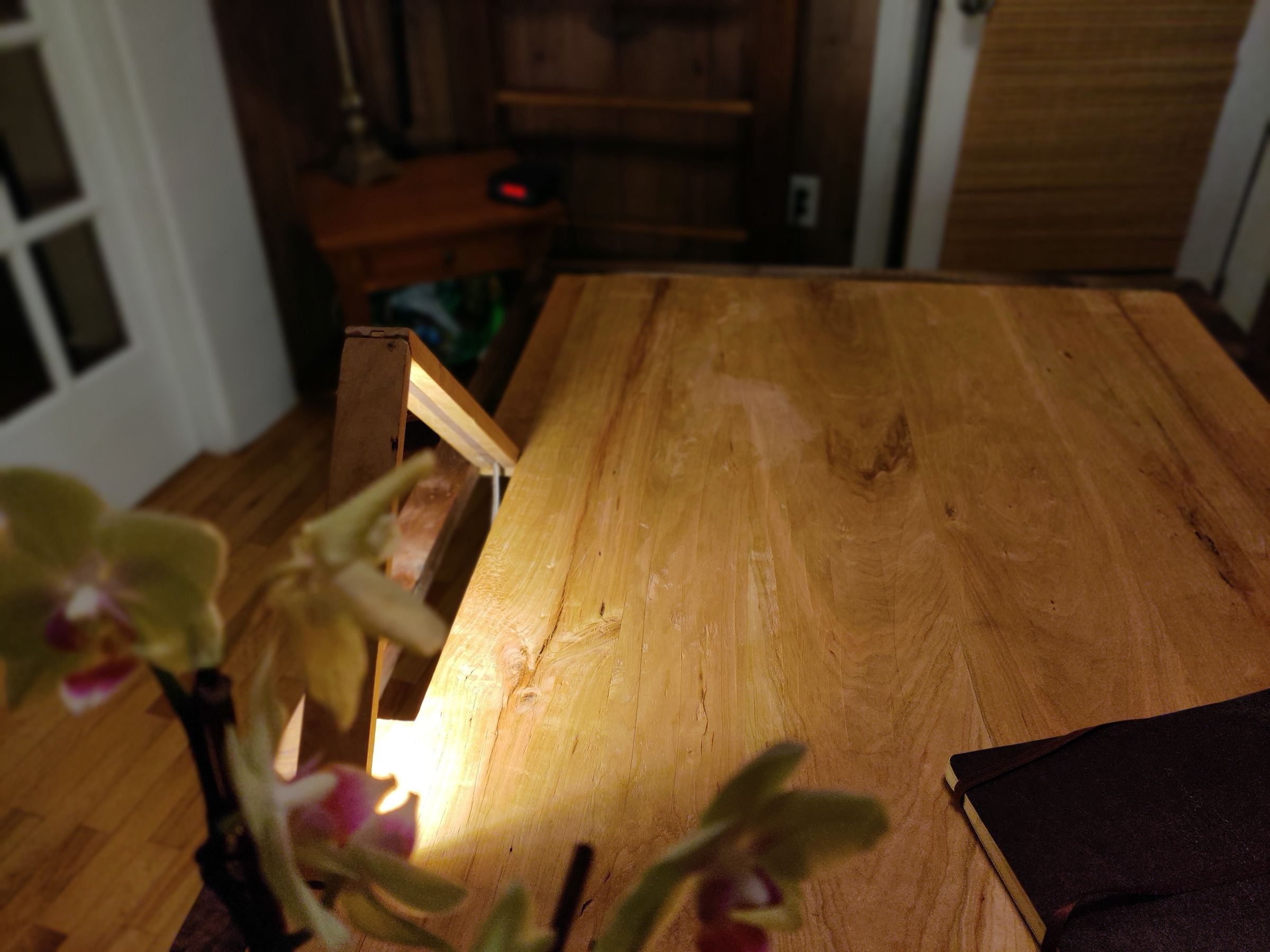 Table With Hidden Lamp : 11 Steps (with Pictures) - Instructables