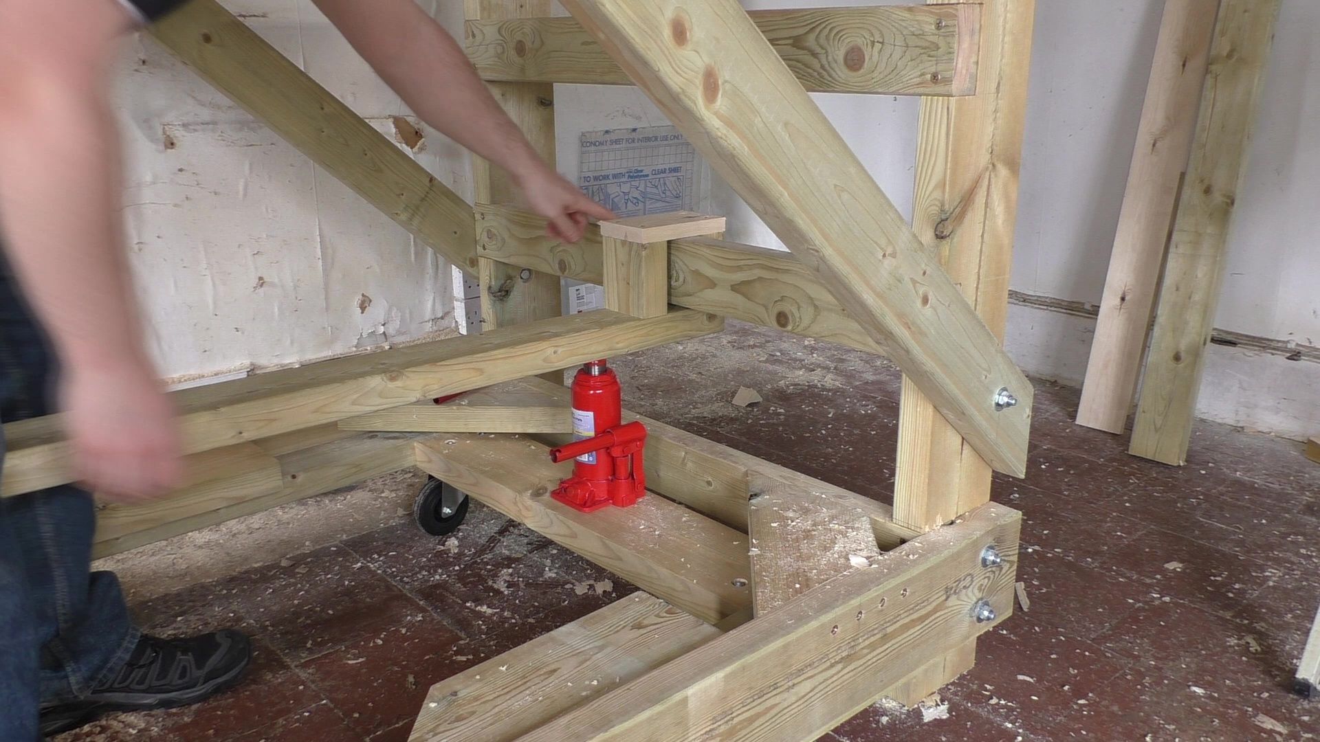 Wooden Scaffolding Tower : 11 Steps (with Pictures) - Instructables