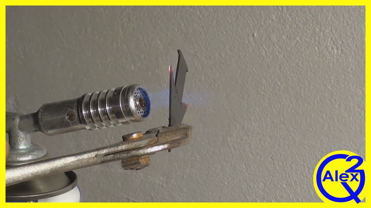 Arrowheads Made From an Old Saw Blade With Basic Tools : 22 Steps (with ...