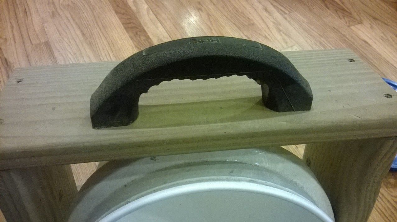 5 Gal Bucket Clothes Washer : 11 Steps (with Pictures) - Instructables
