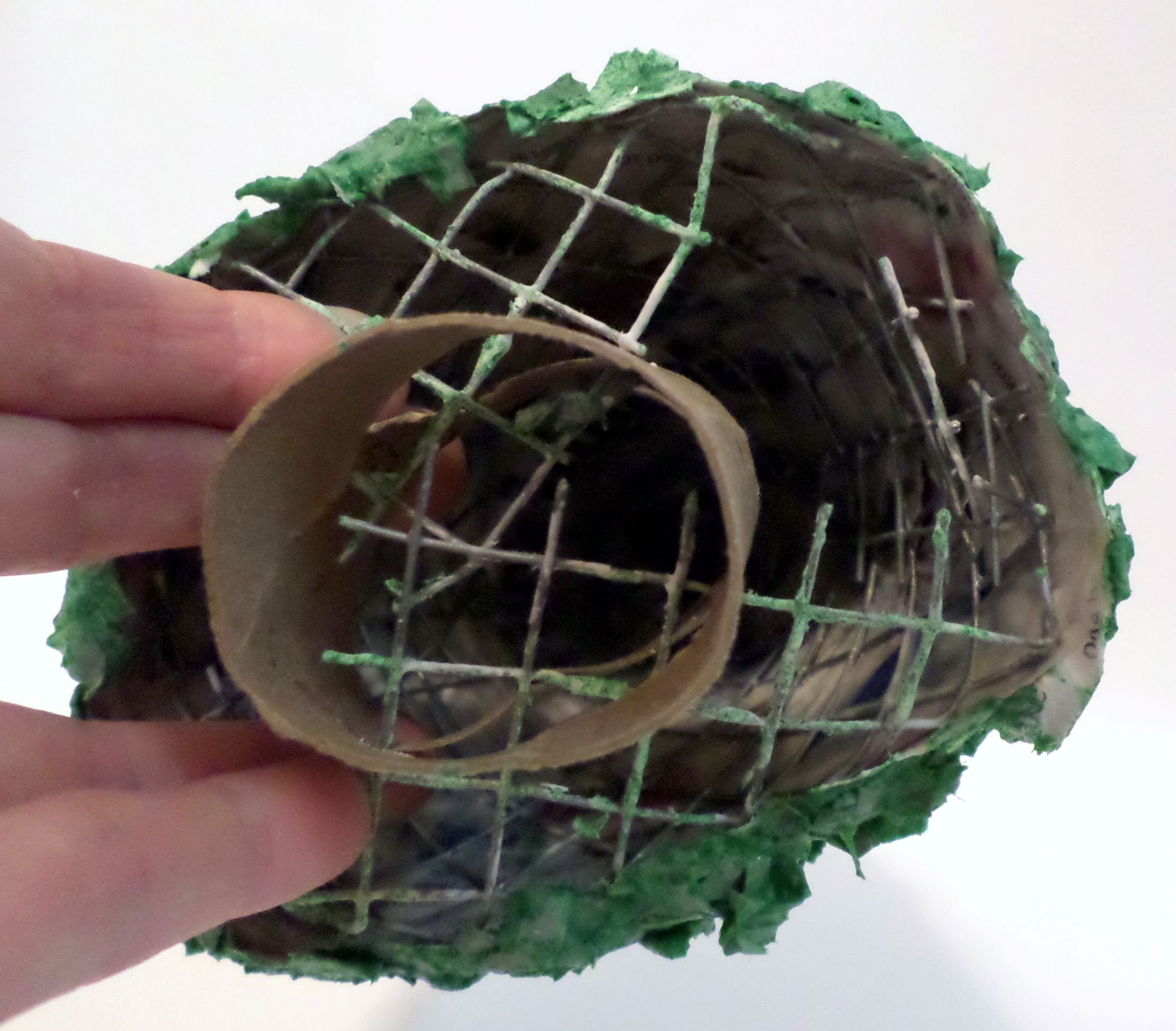 Mini Paper Mache Light-Up Christmas Tree : 8 Steps (with Pictures ...