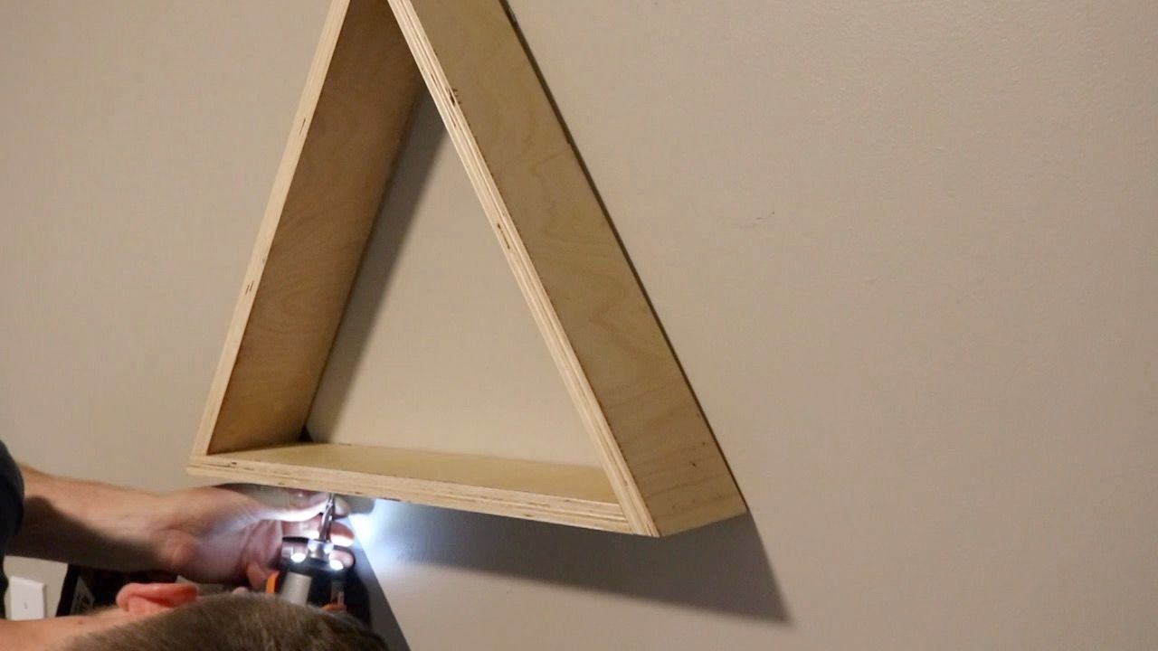How to Make Triangle Shelves : 8 Steps (with Pictures) - Instructables