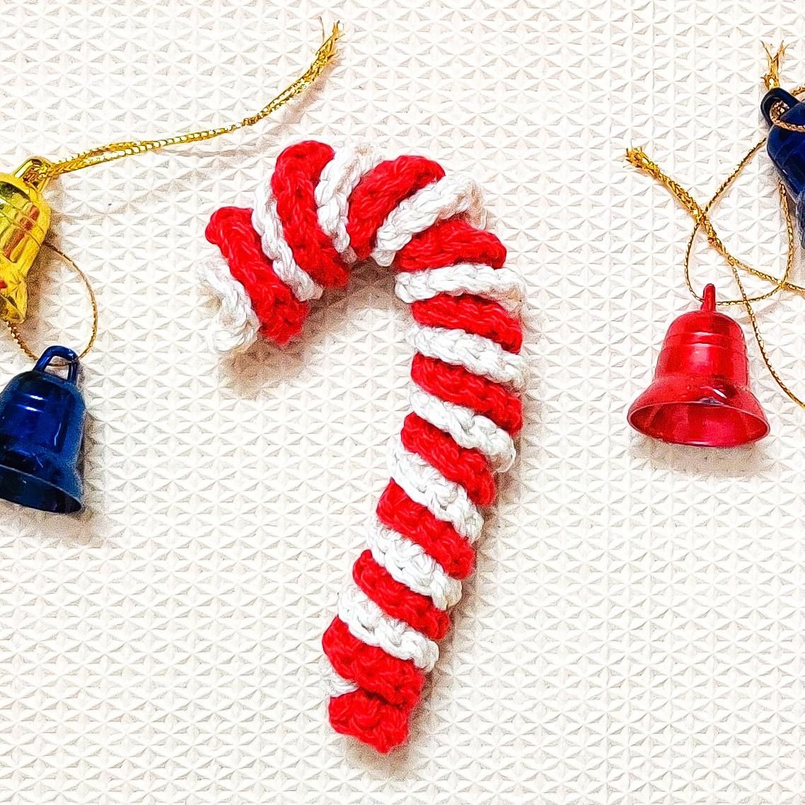 How to Crochet a Easy Candy Cane : 5 Steps (with Pictures) - Instructables