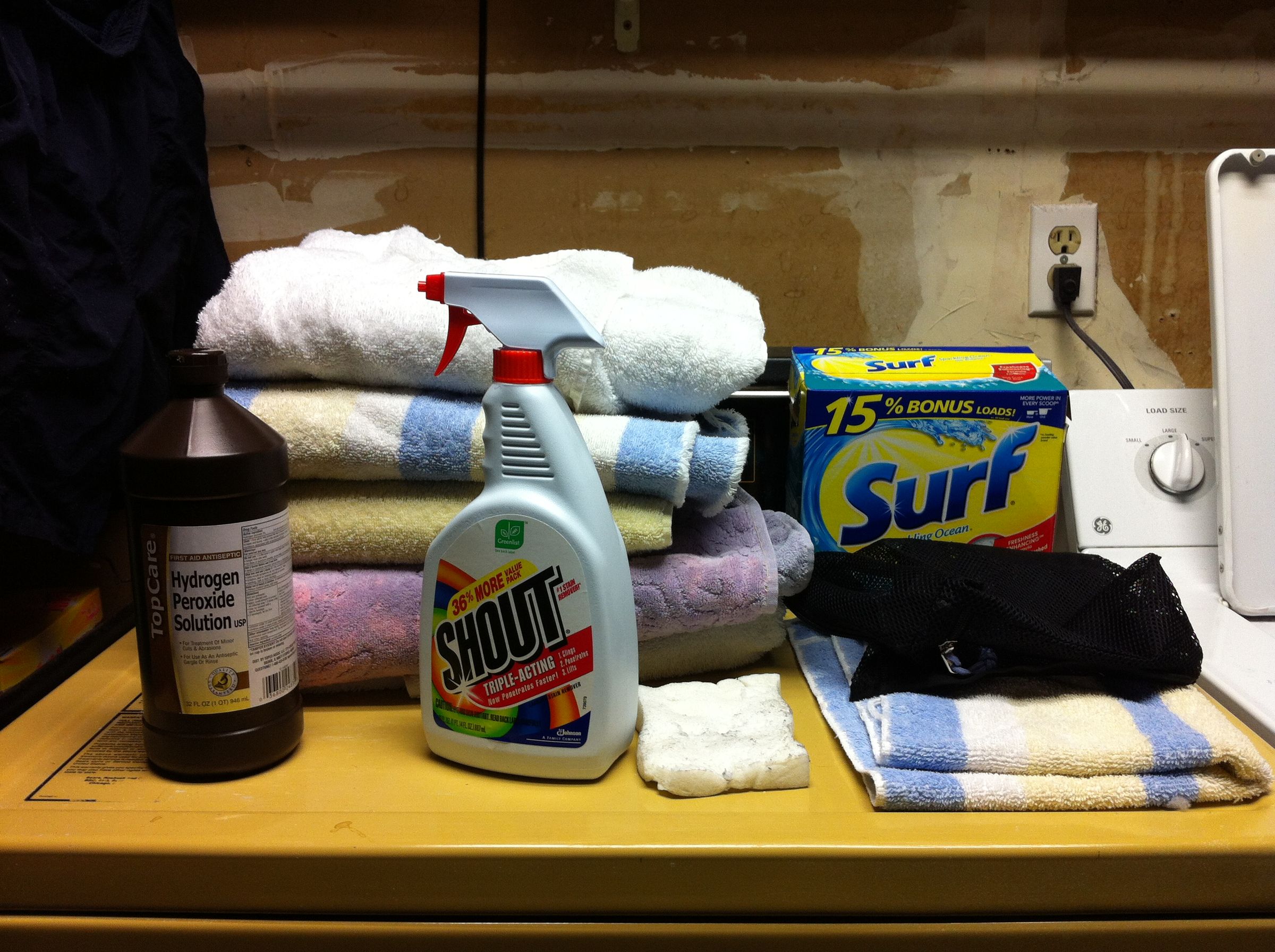 How to Clean Your Chuck Taylors : 4 Steps (with Pictures) - Instructables