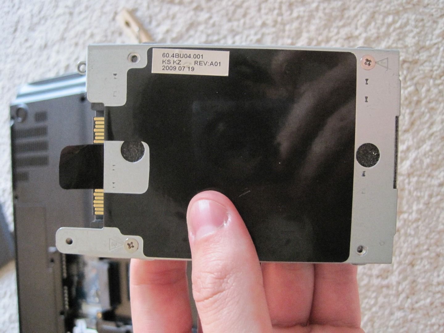 Laptop Hard Drive Replacement : 5 Steps - Instructables