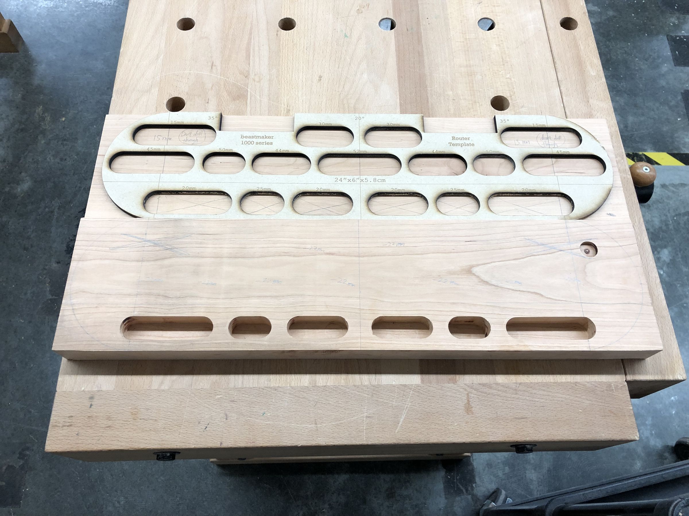 Beastmaker 1000 Hangboard : 11 Steps (with Pictures) - Instructables