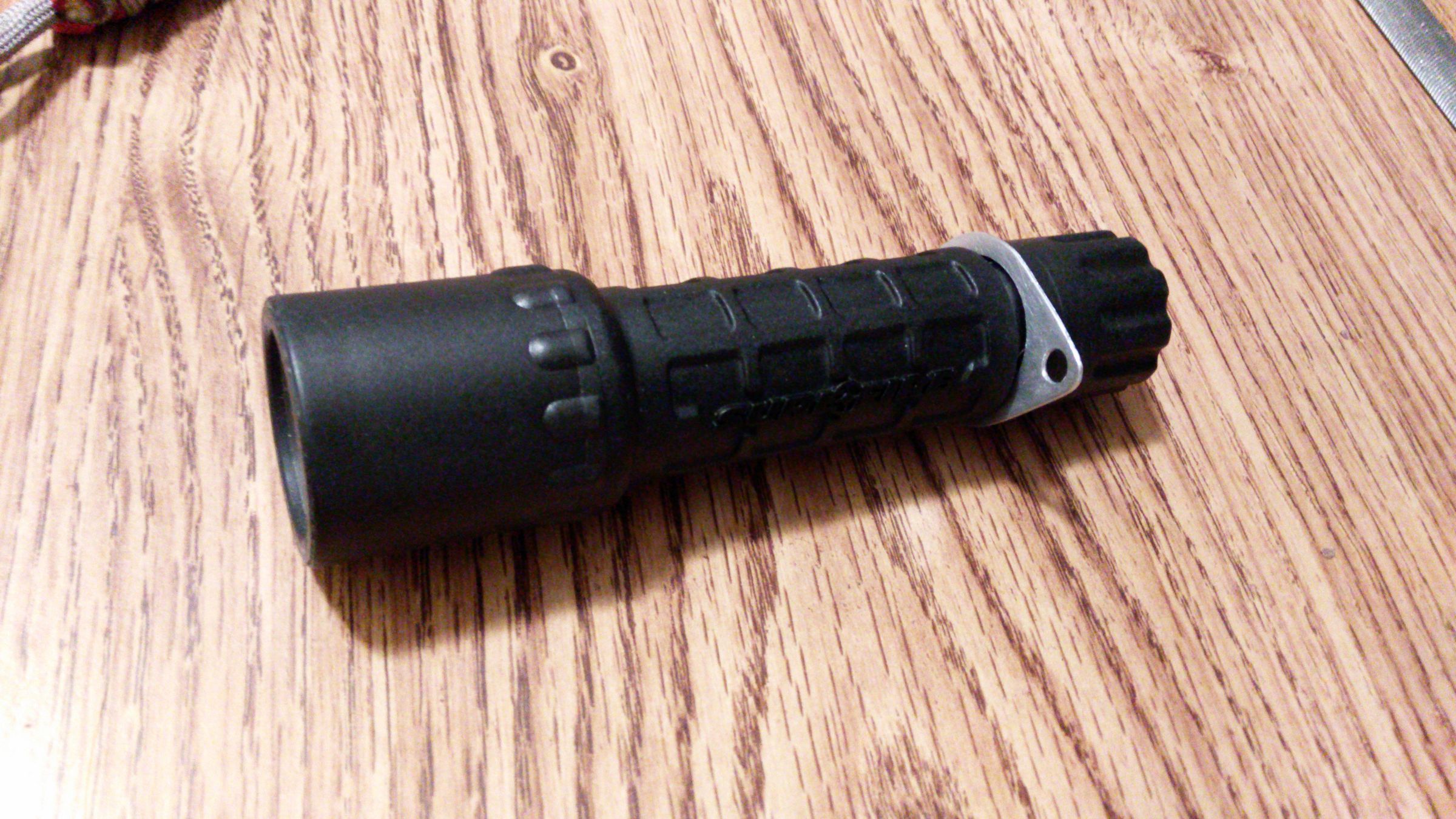 SureFire Flashlight Lanyard : 7 Steps (with Pictures) - Instructables