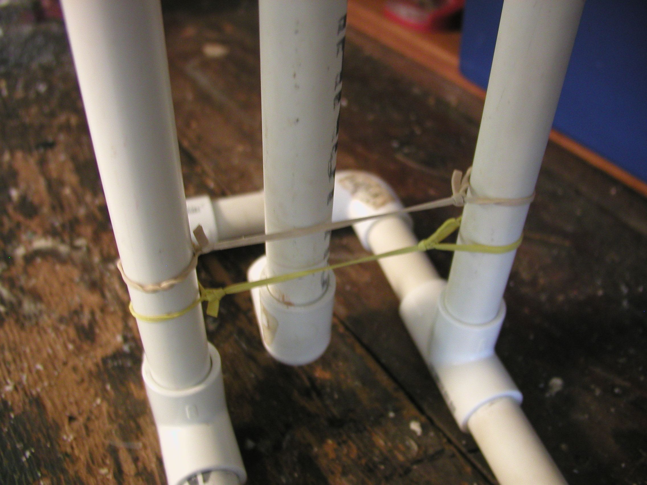 Paper Football Field Goal Kicker : 4 Steps - Instructables