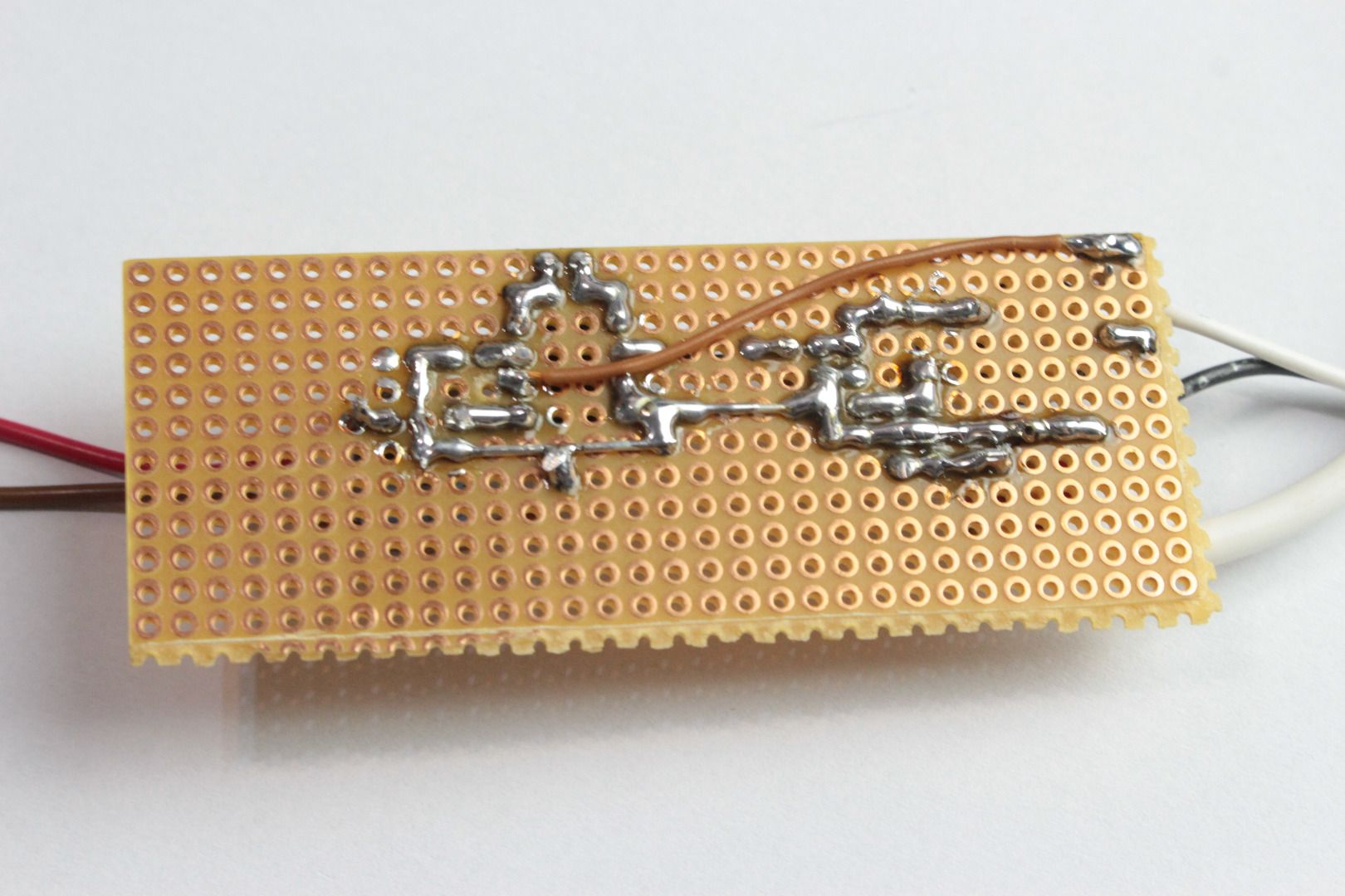 Build Your Own Crude FM Radio : 4 Steps - Instructables