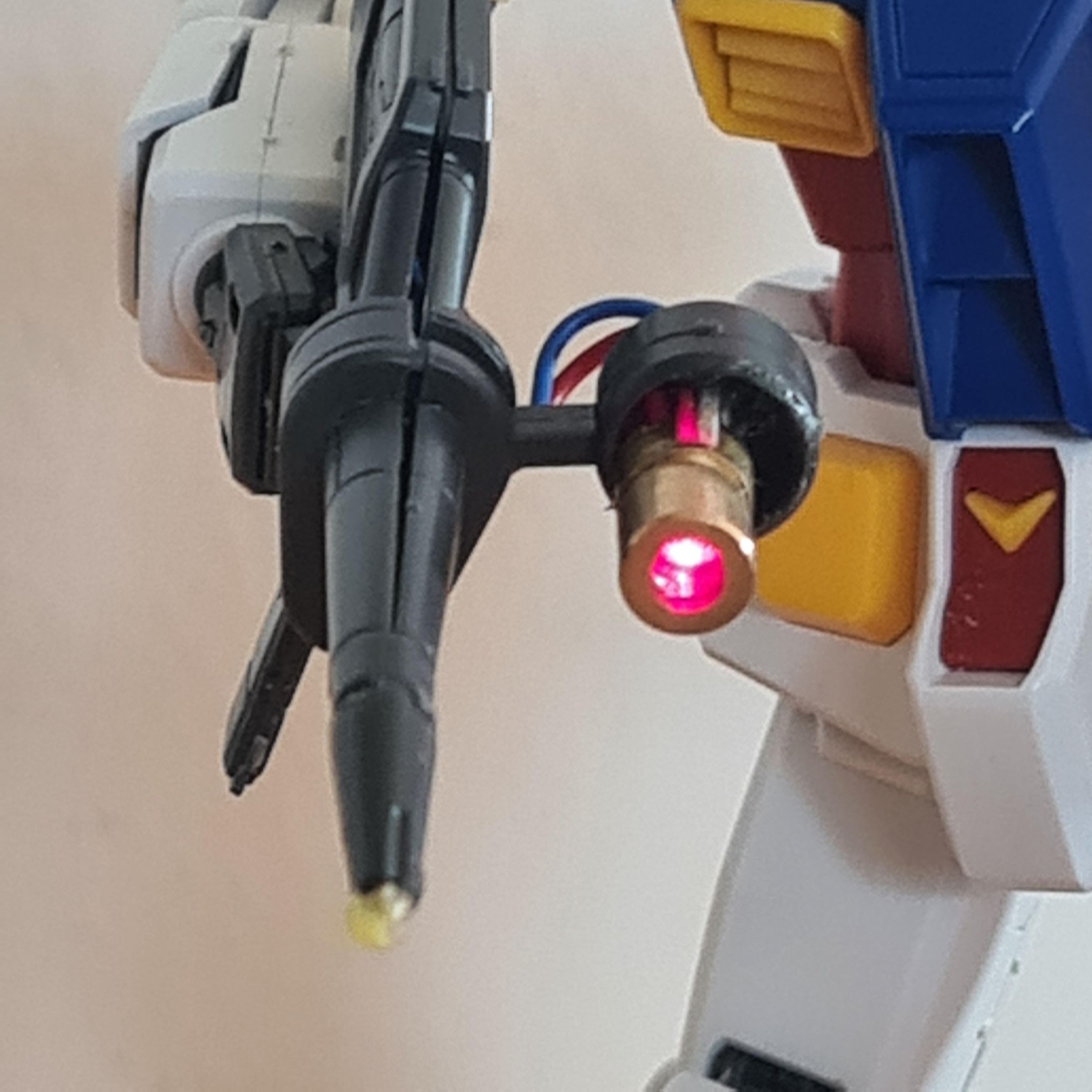 Gundam RX-78-2 Arduino : 10 Steps - Instructables