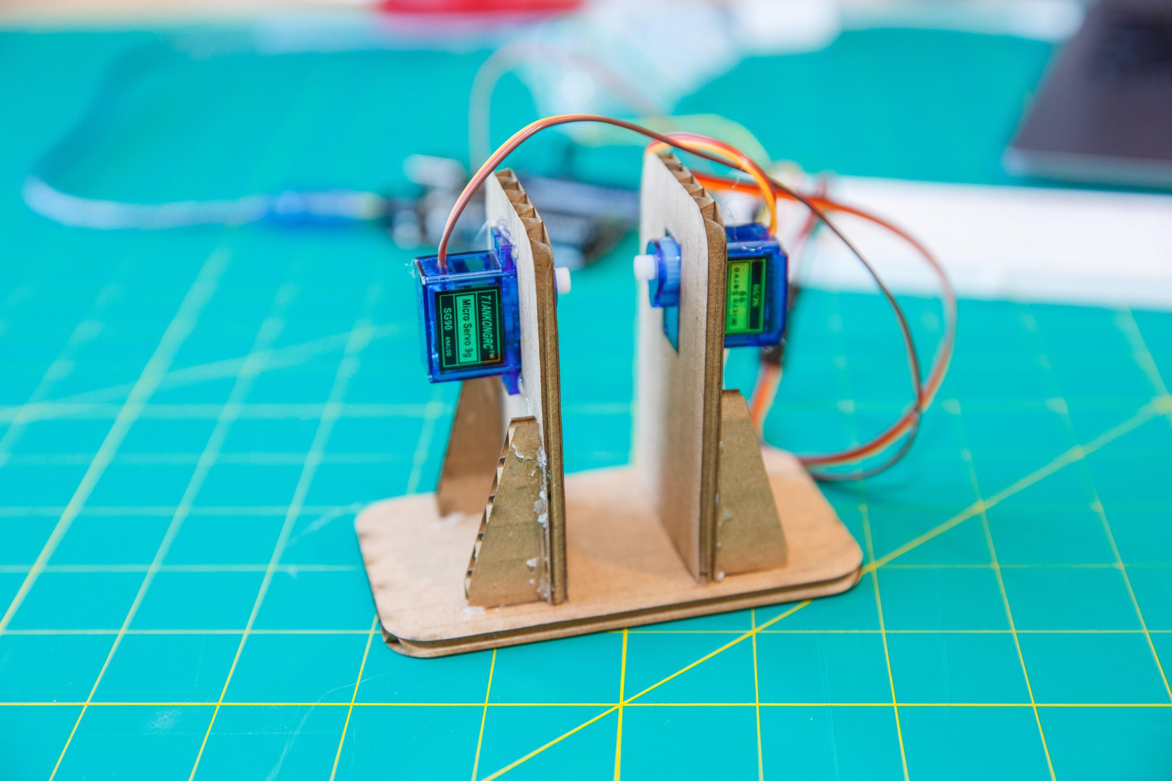Leader-Follower Robot Legs (Lesson 2) : 21 Steps (with Pictures ...