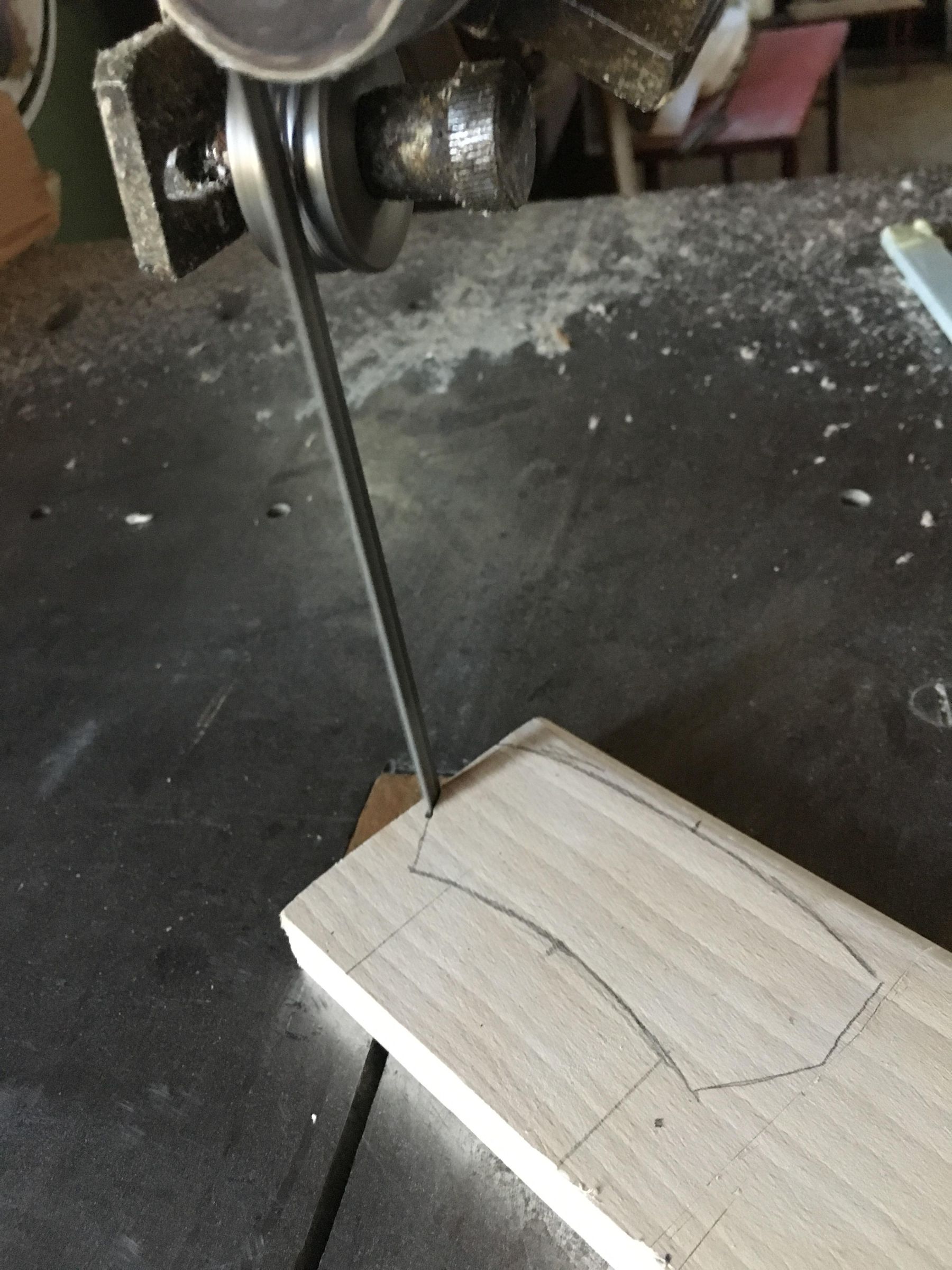 Authentic LARP Sword : 11 Steps (with Pictures) - Instructables