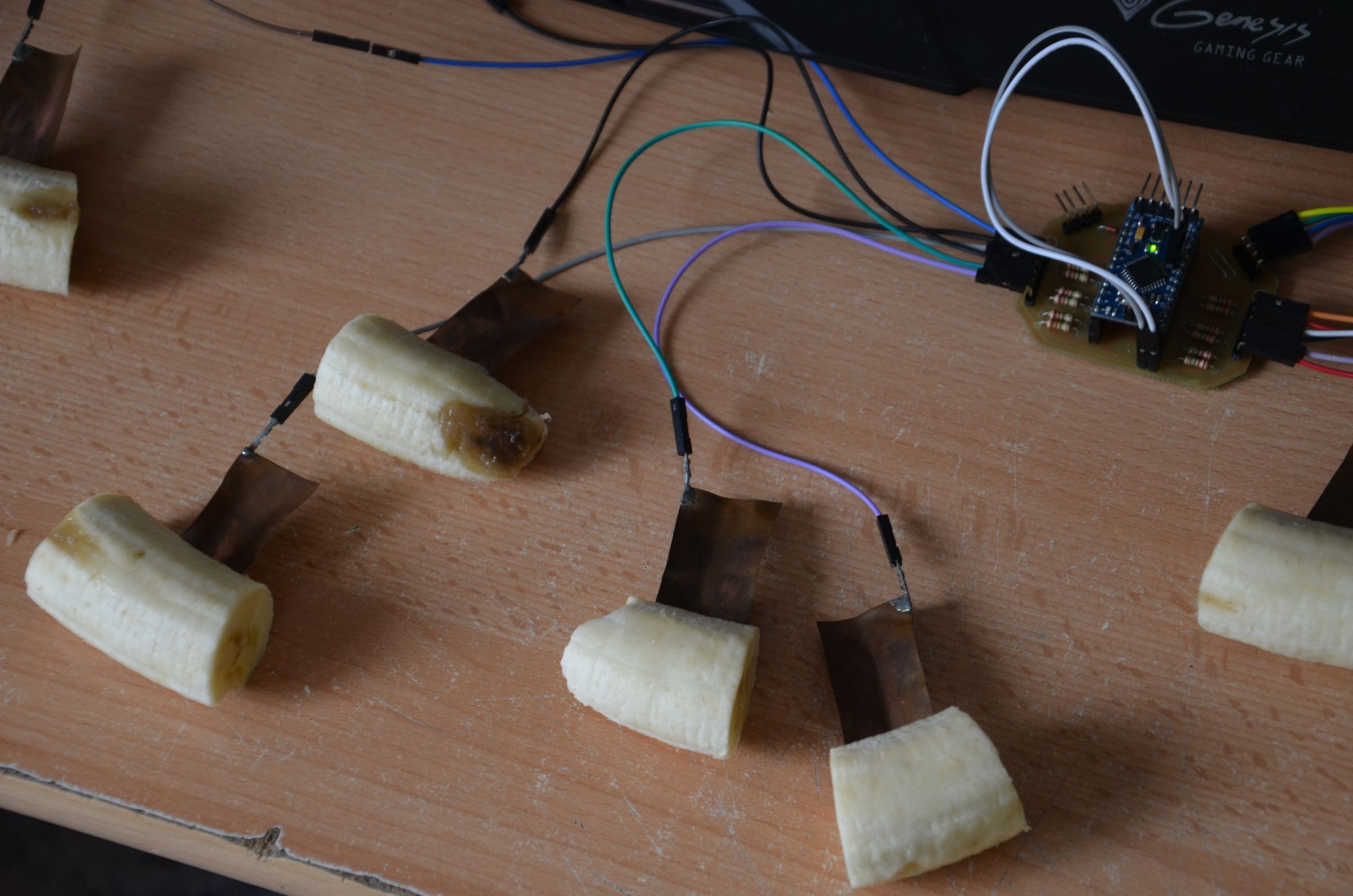 Music Fruits (capacitive Sensors and Arduino Multidrop Network) : 5 ...