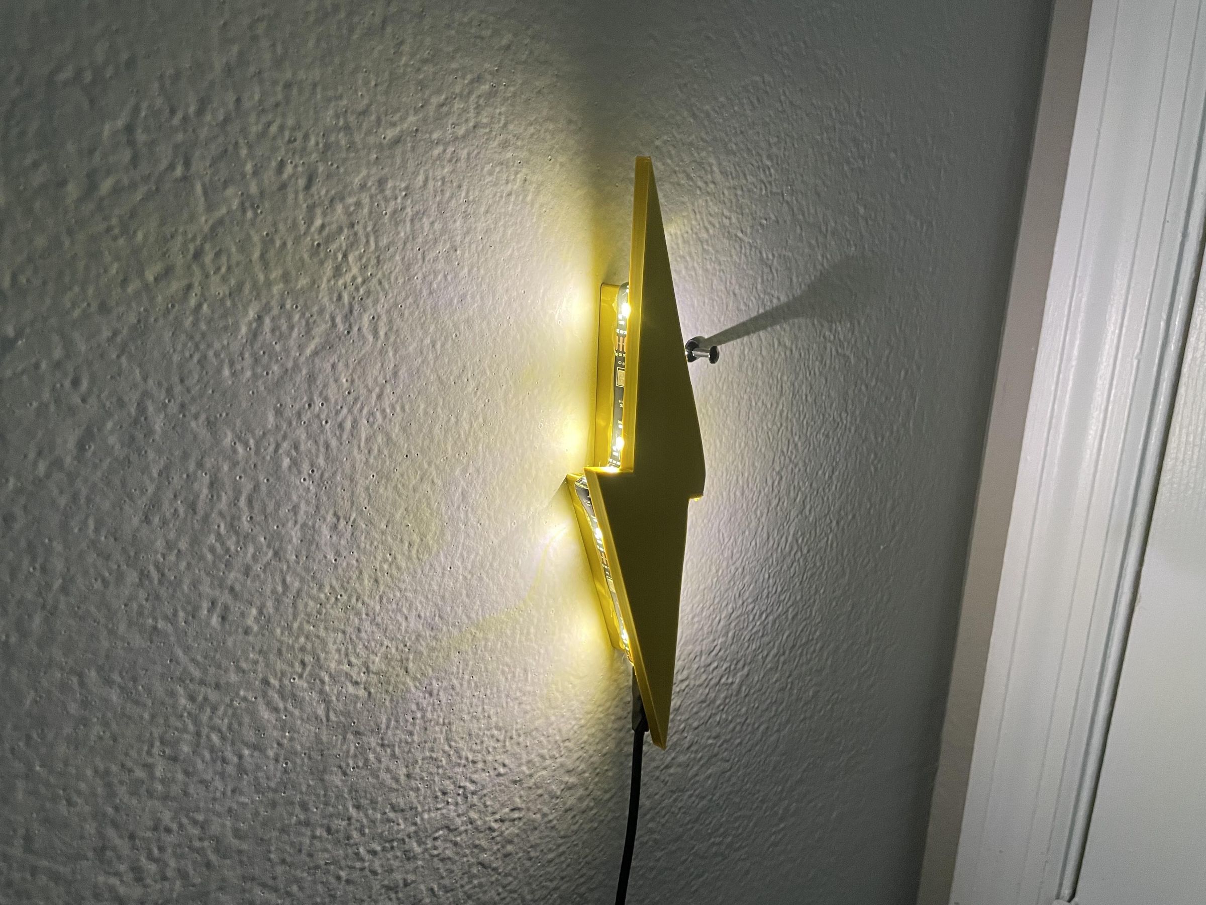Glowing Lightning Bolt : 14 Steps (with Pictures) - Instructables