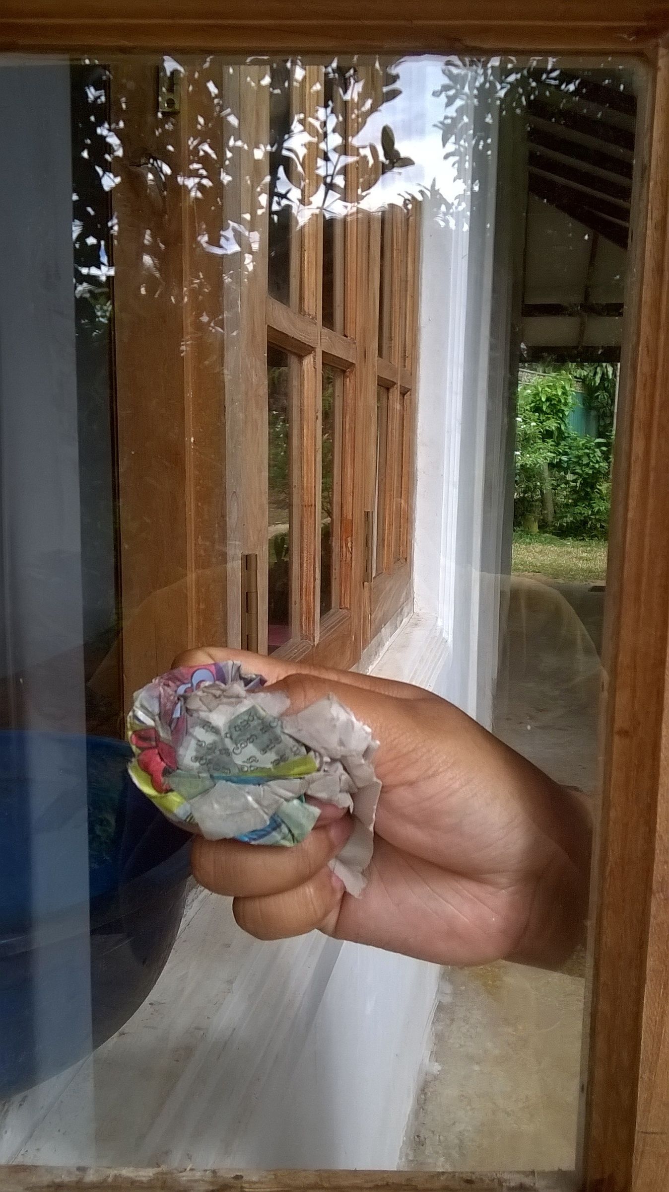 Cleaning the Glass : 3 Steps (with Pictures) - Instructables