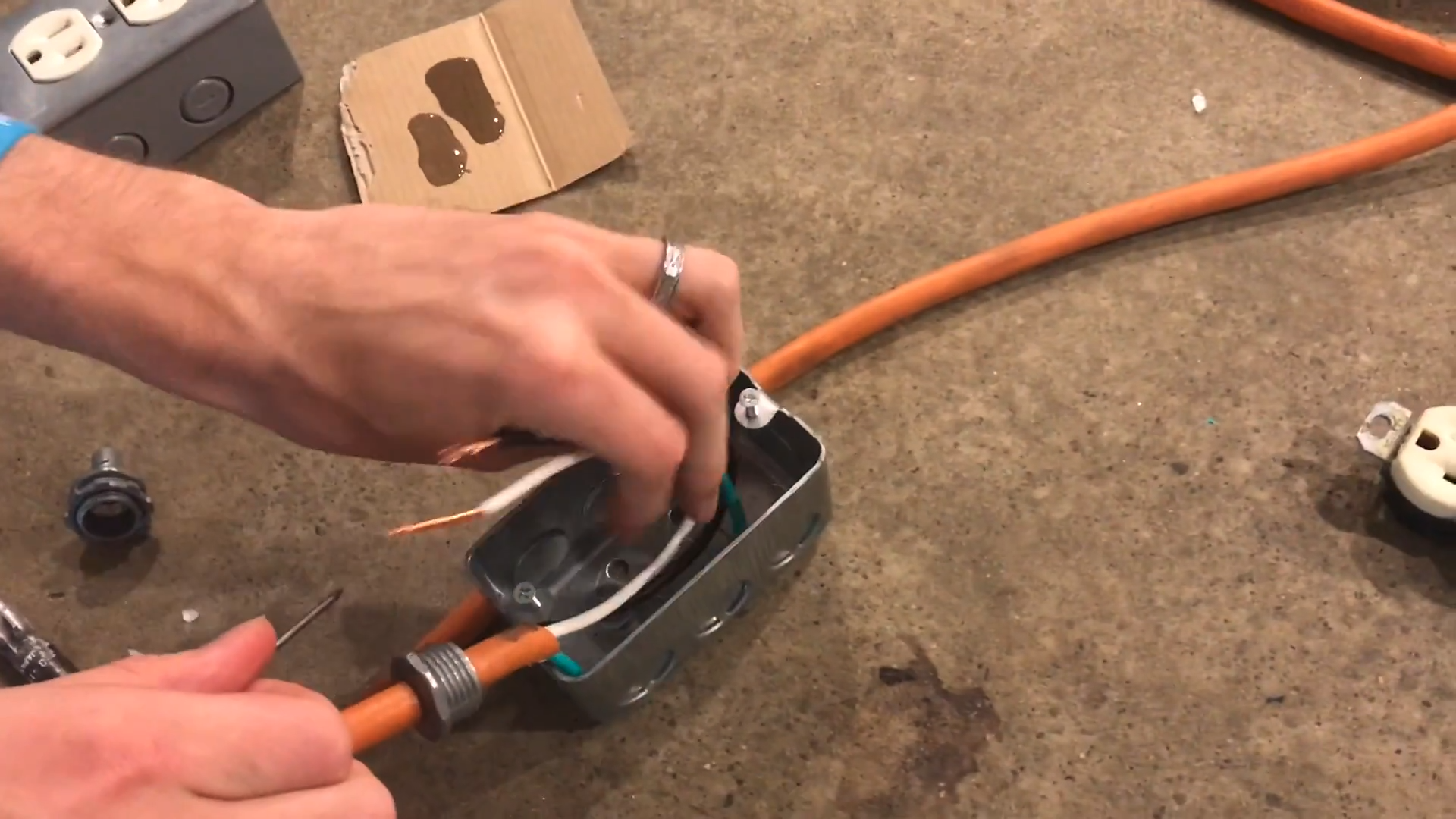 FIX Your Extension Cord BETTER THAN NEW : 4 Steps - Instructables